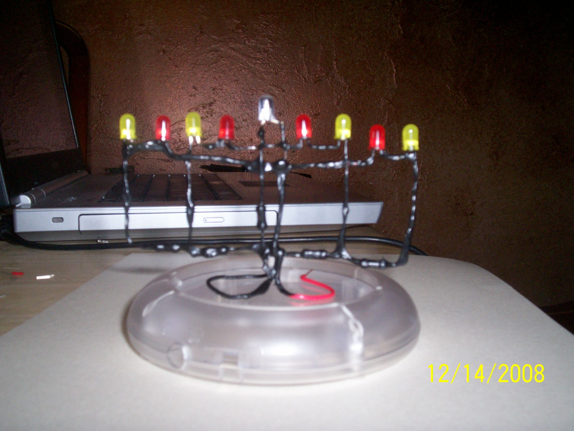 USB Menorah (AKA Chanukiyah) : 4 Steps - Instructables