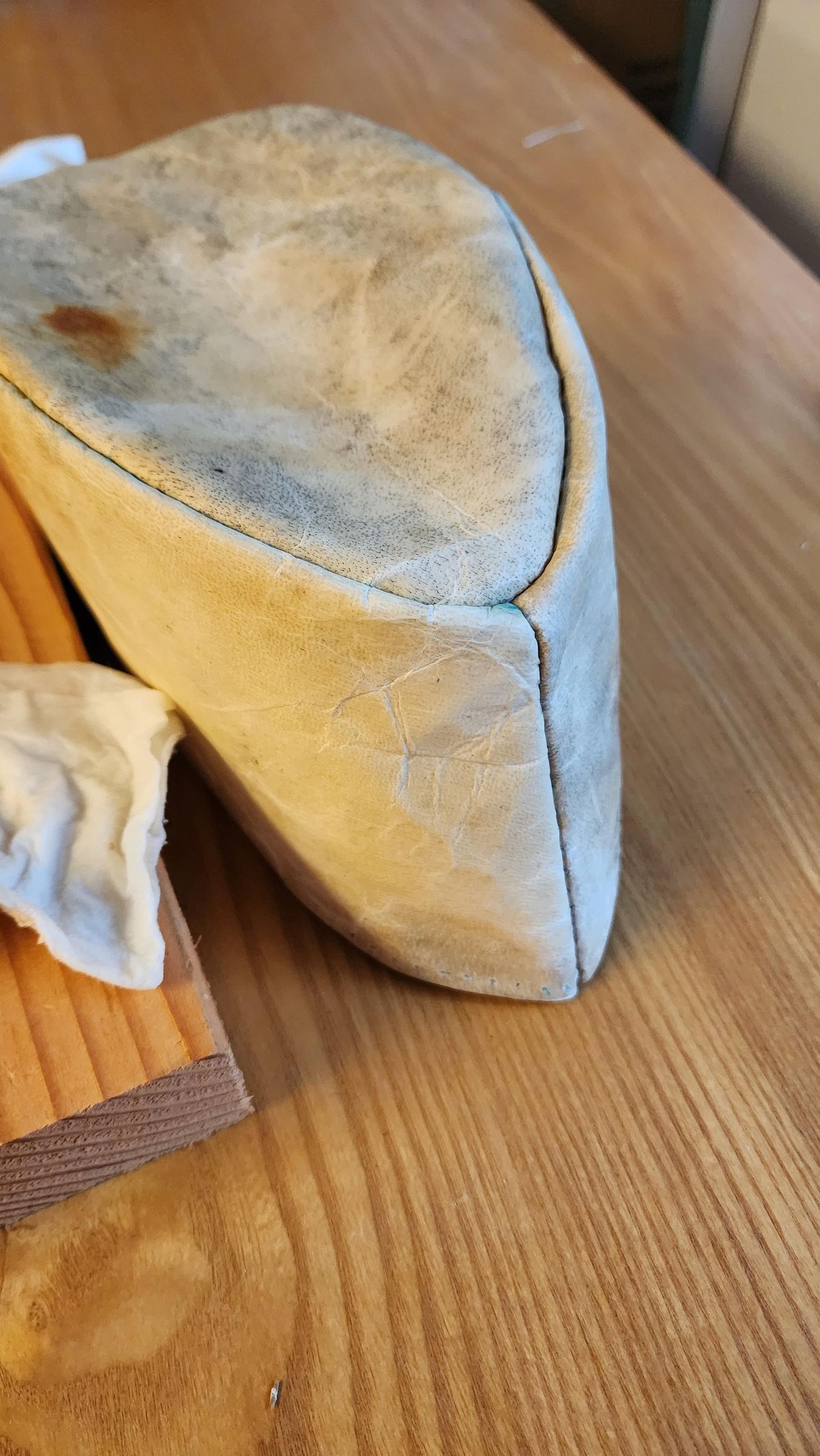 Leather Cowboy Hat (Kids) : 11 Steps (with Pictures) - Instructables