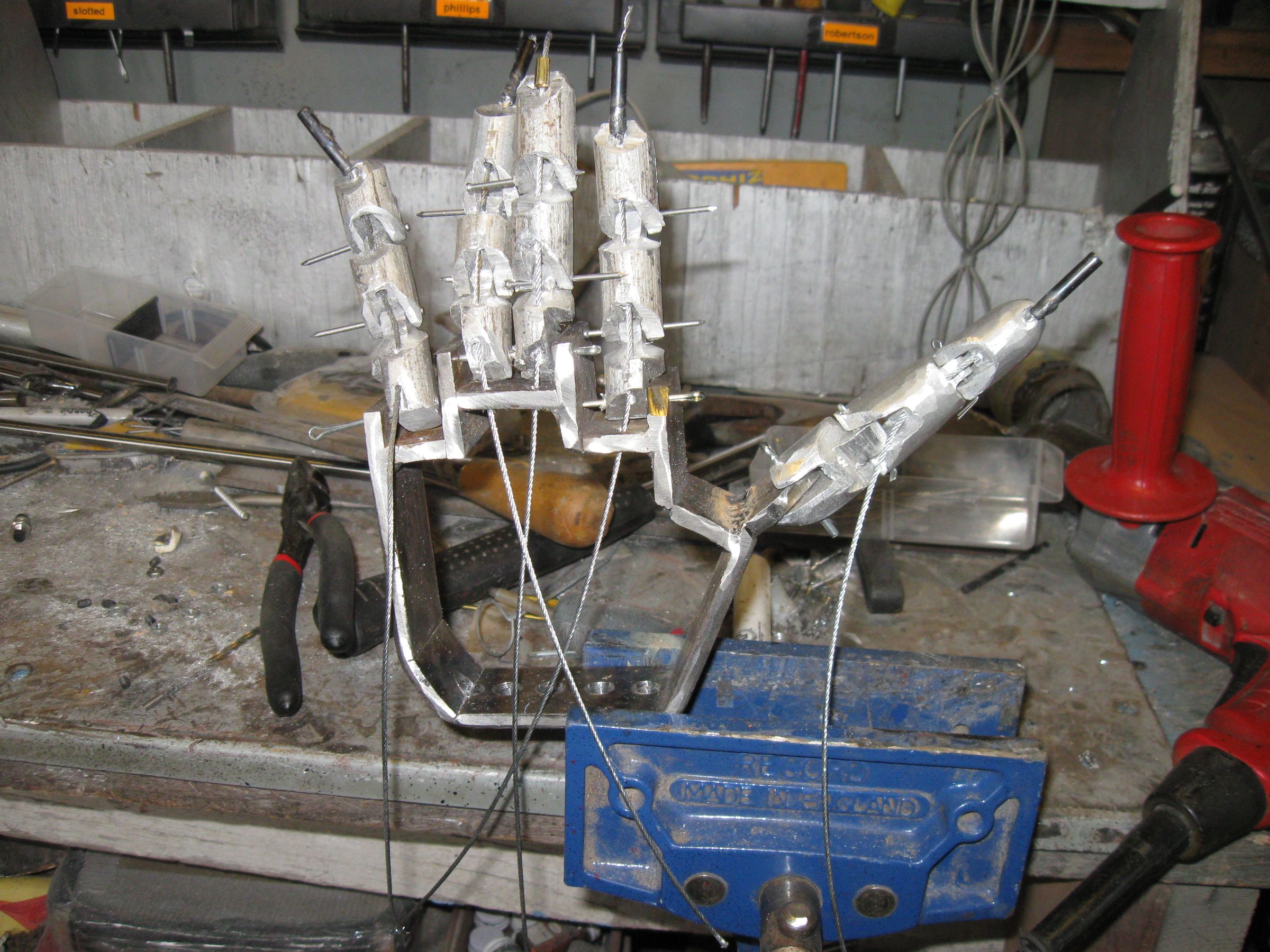 Animatronic Hand Statue : 19 Steps (with Pictures) - Instructables