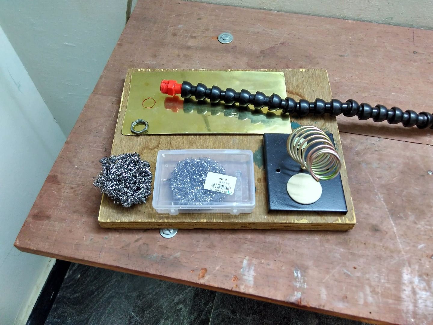 DIY Third Hand for Soldering : 7 Steps (with Pictures) - Instructables