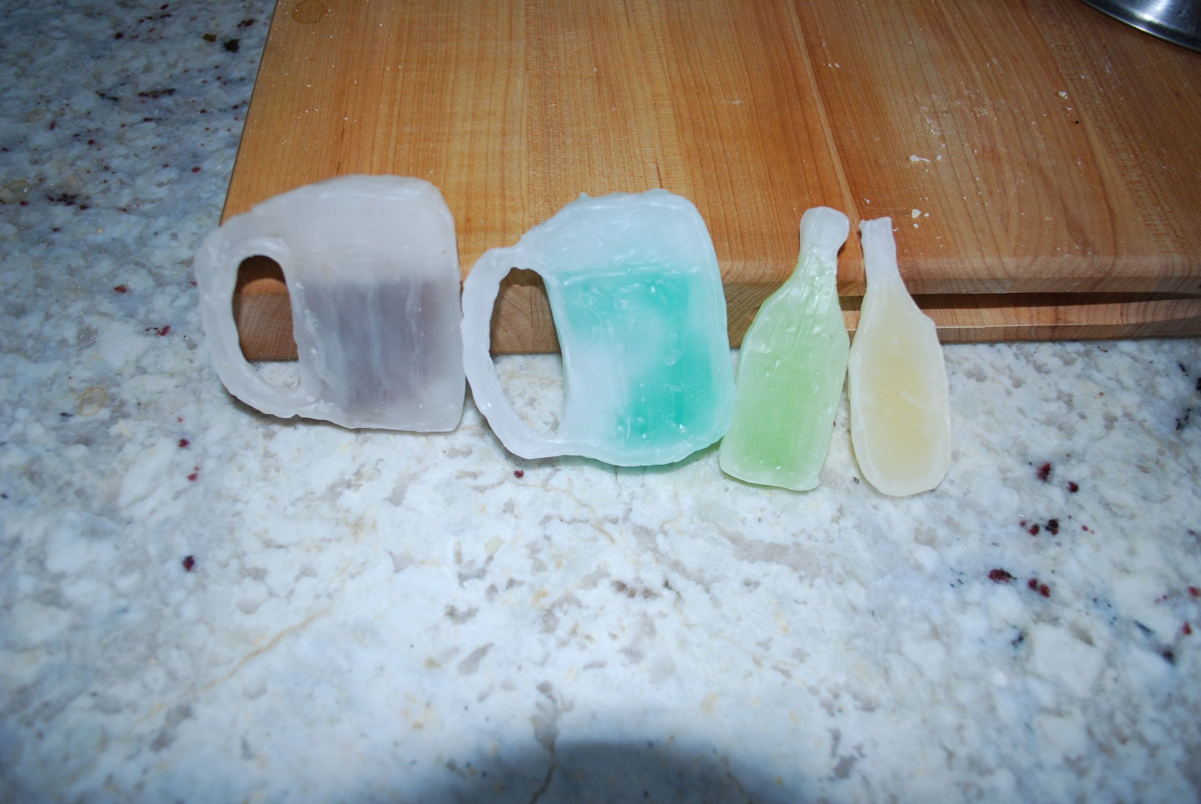 Nik N Lip St. Patty's Day Edition : 9 Steps - Instructables