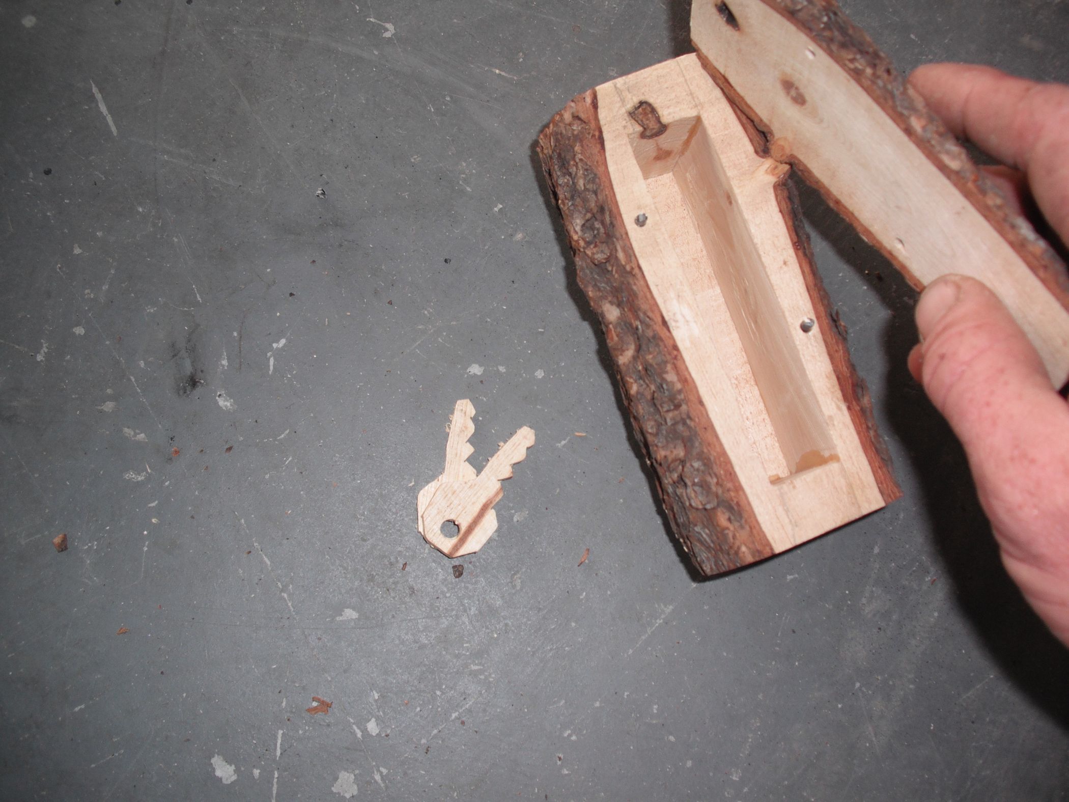 Make a Hide - a - Key (stash Spot) : 5 Steps (with Pictures ...