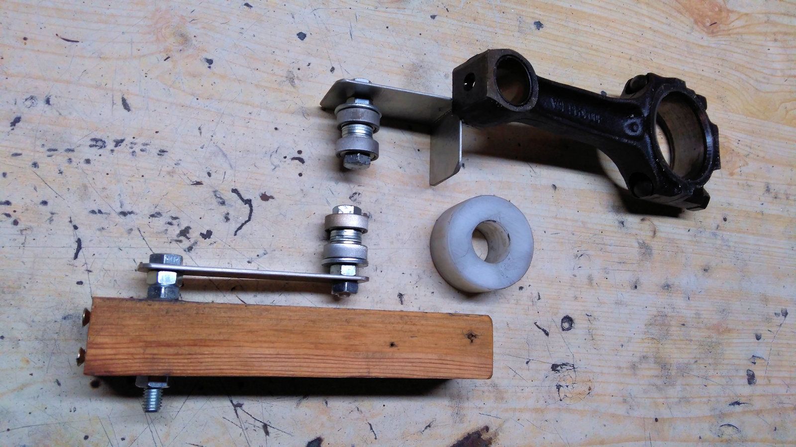 Connecting Rod Balancing Tool : 6 Steps - Instructables