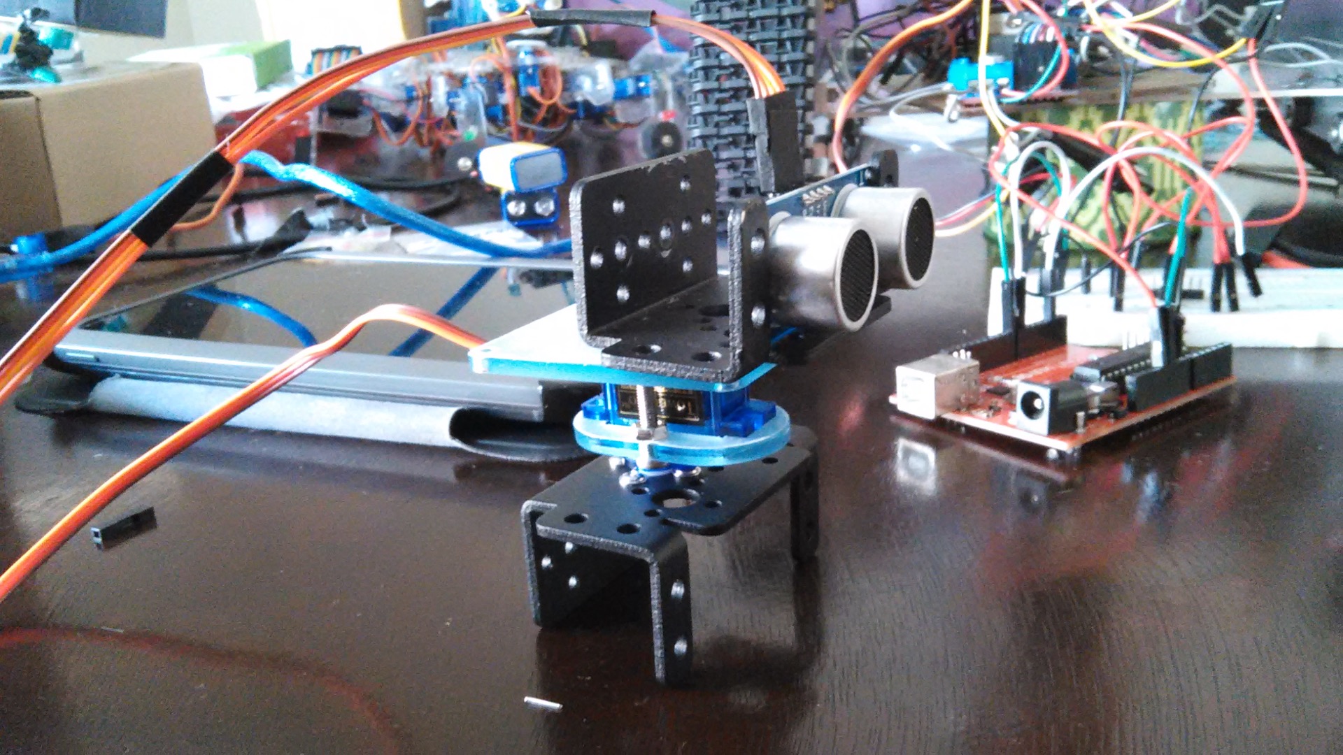 Autonomous Tank W/ Robotic Arm(Arduino, Bluetooth) : 8 Steps ...