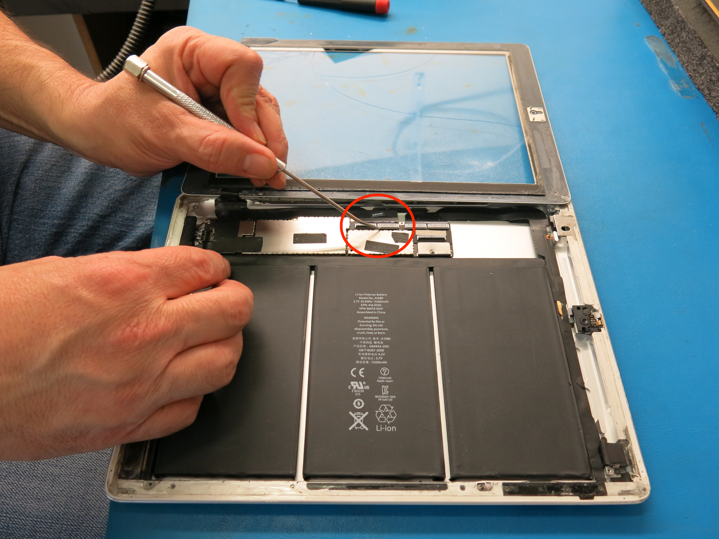IPad 3/iPad 4 Digitizer Replacement : 7 Steps (with Pictures ...