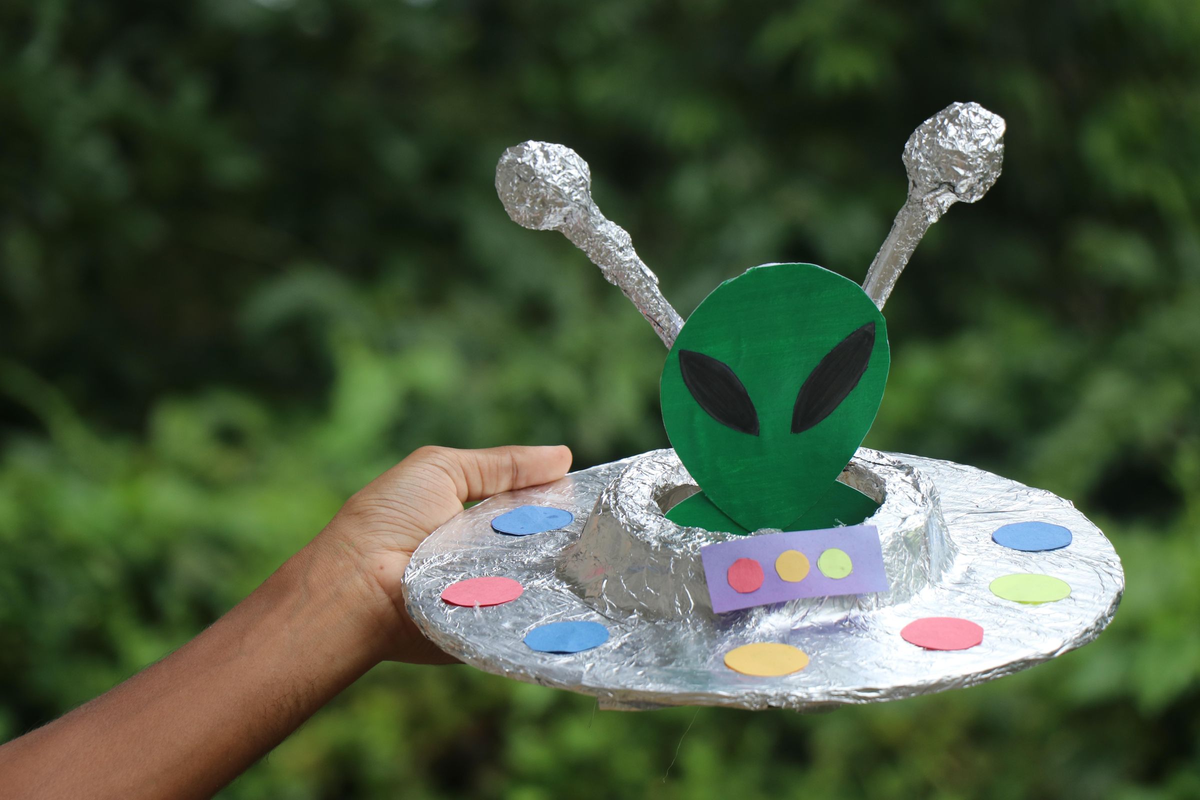 How to Make Alien Hat at Your Home (with Pictures) - Instructables