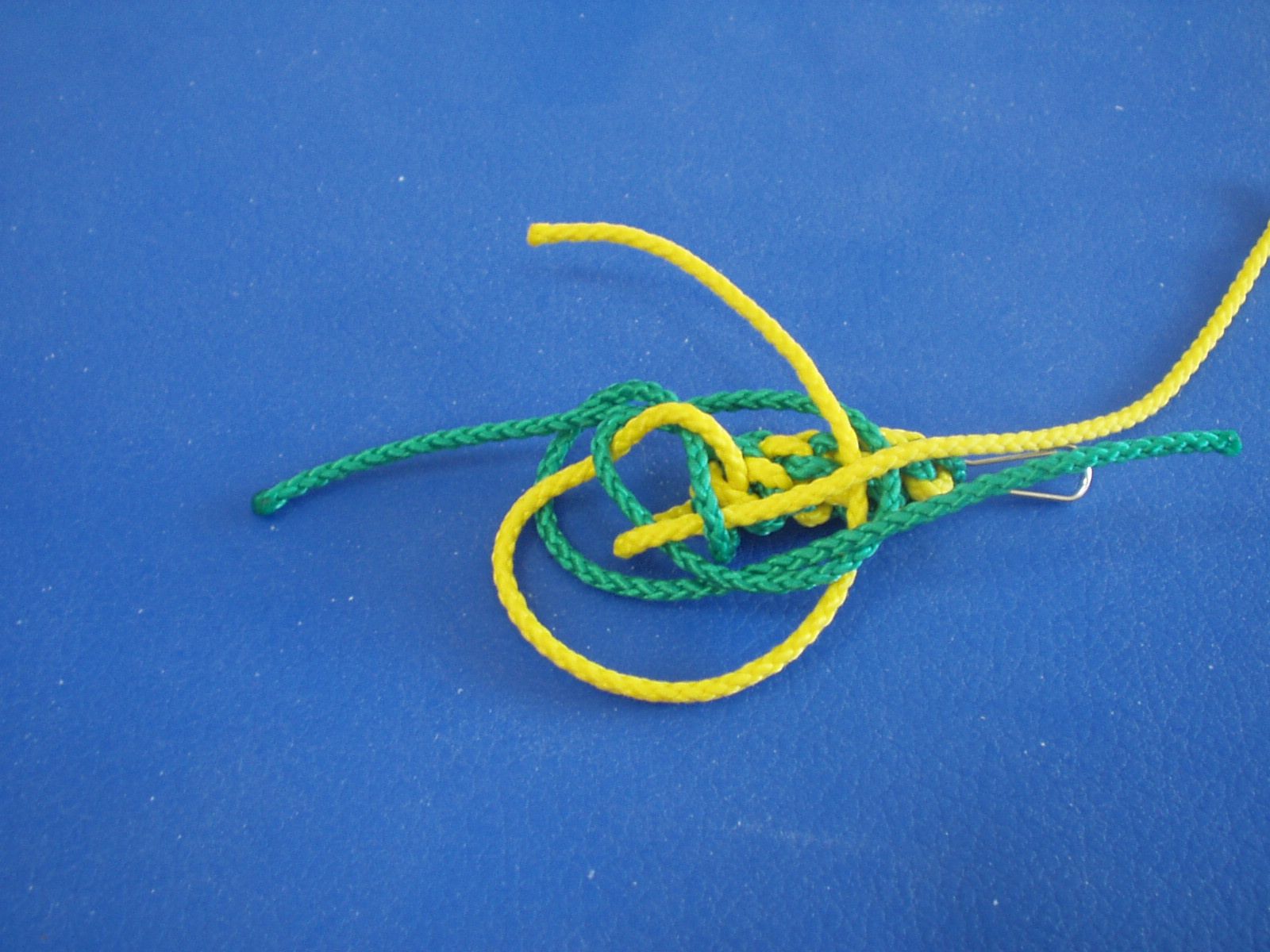 Locked Footrope/diamond Knot Part 2 : 12 Steps - Instructables