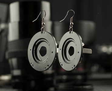 Recycled Camera Parts Jewerly - for Photographers : 5 Steps (with Pictures) - Instructables