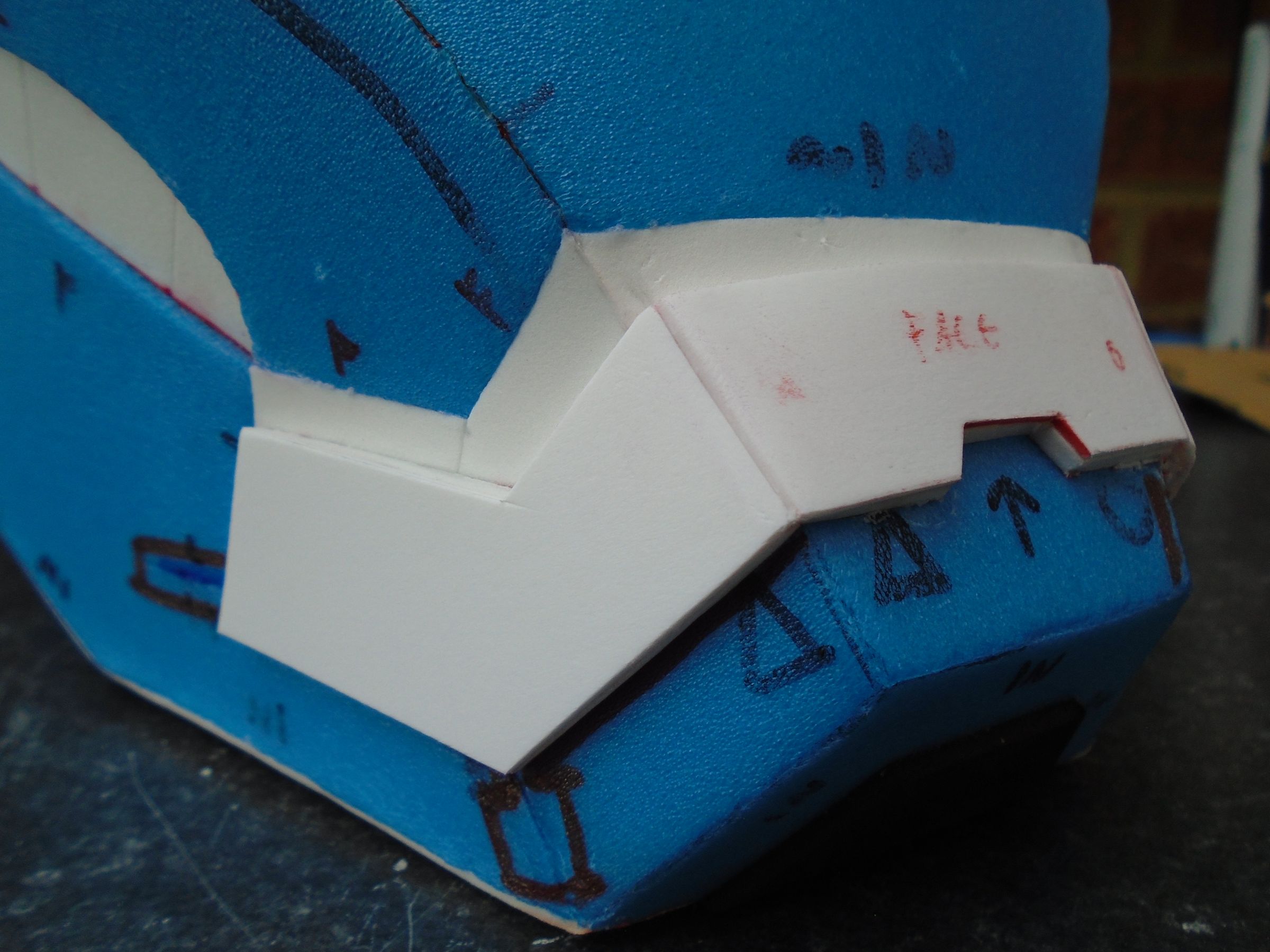 Build an Iron Man Helmet for Cheap! : 10 Steps (with Pictures ...