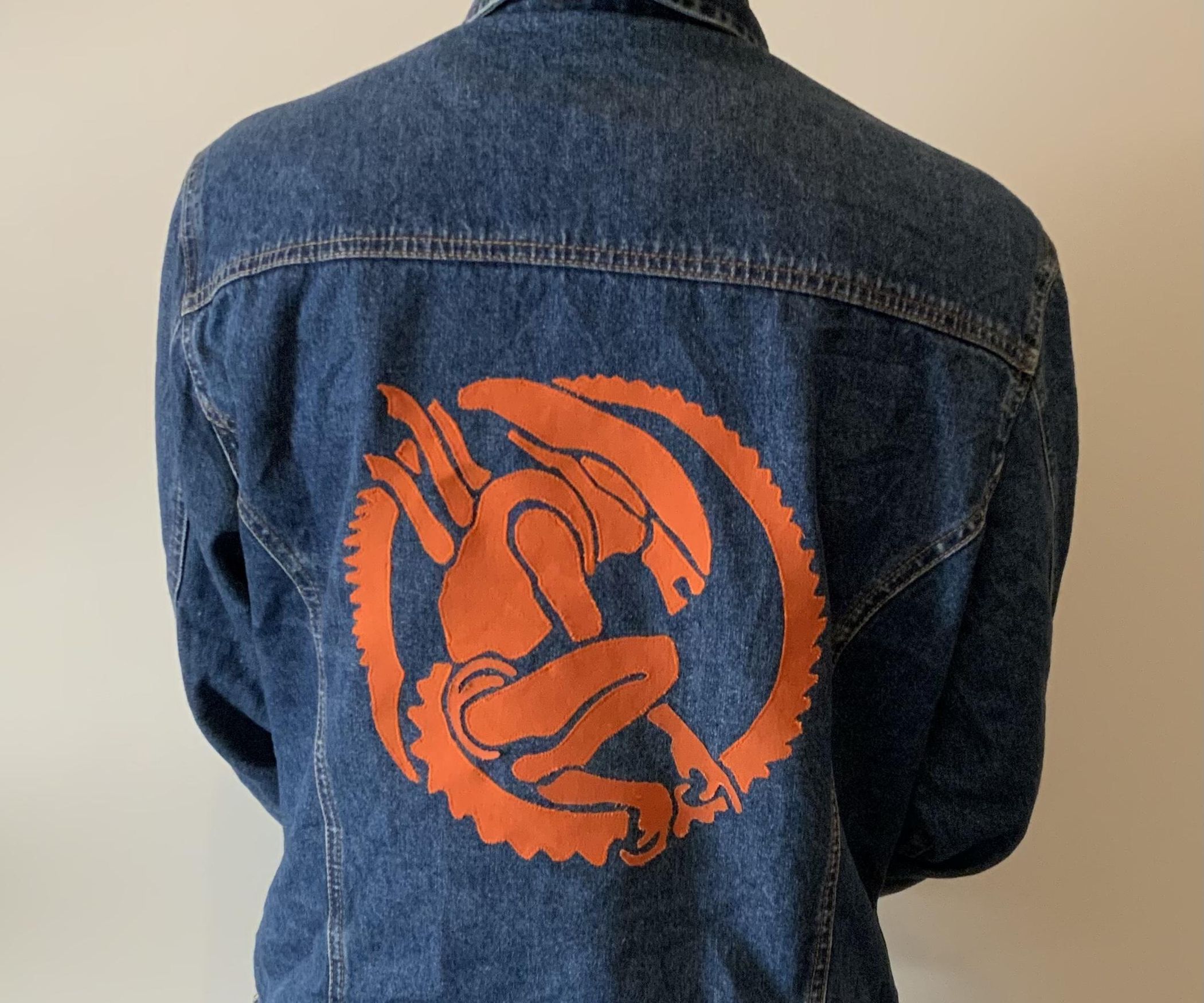 Denim Jacket With Alien Appliqué Tutorial : 8 Steps - Instructables
