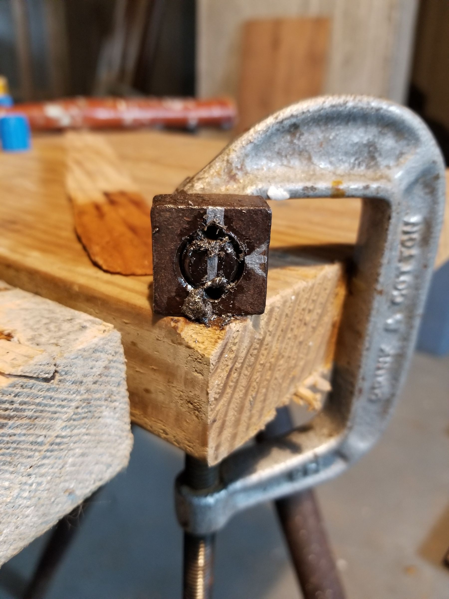 Improvised Tap and Dye From Salvaged Bolt and Nut. : 3 Steps ...