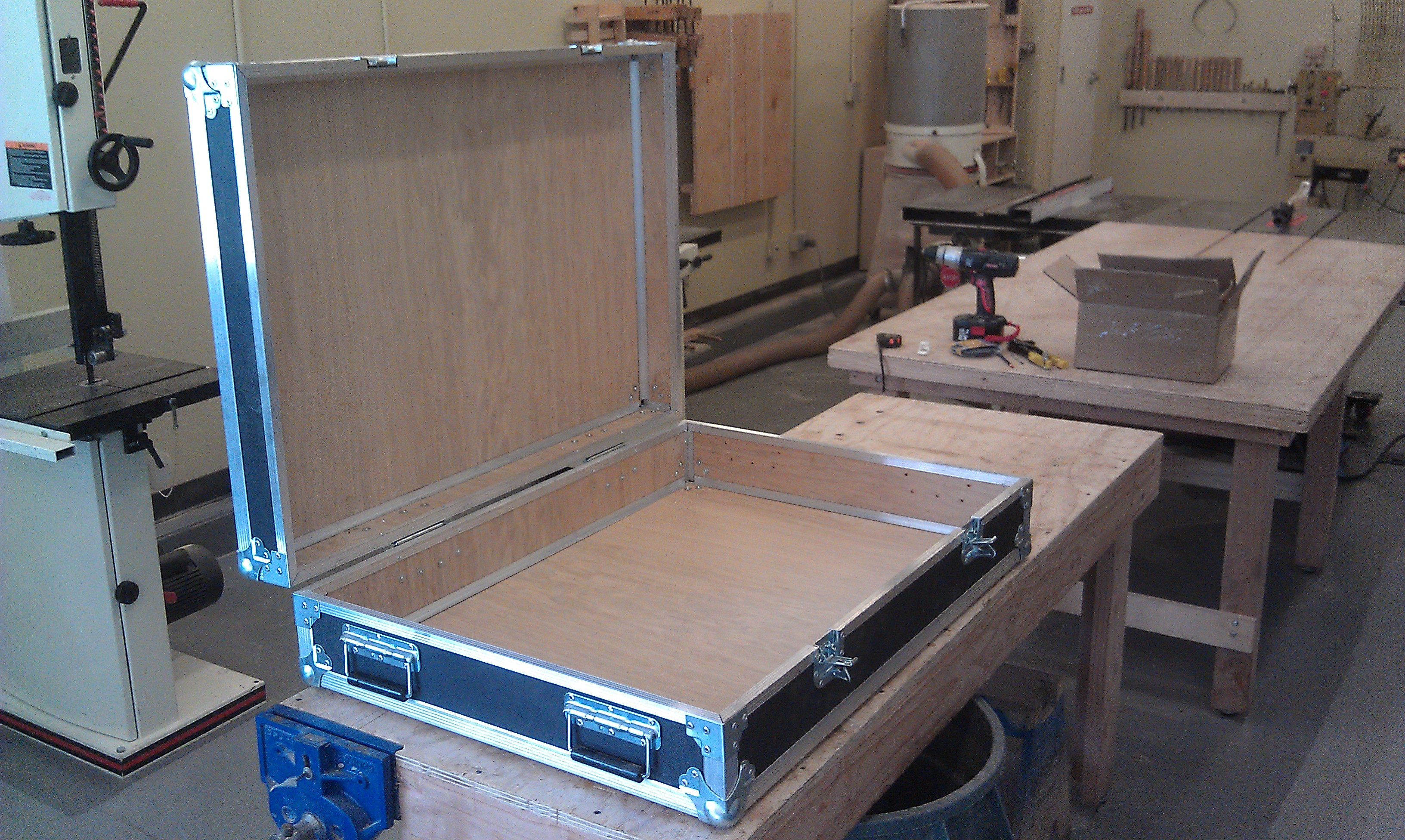 Road Case : 8 Steps - Instructables