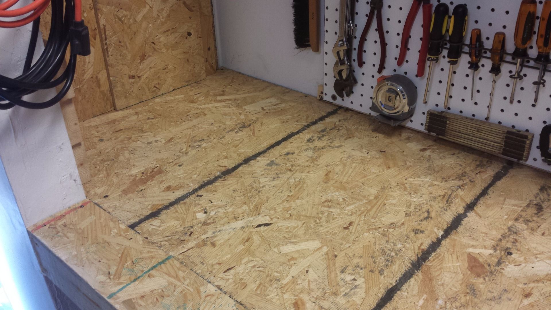 Workbench in Closet : 3 Steps (with Pictures) - Instructables