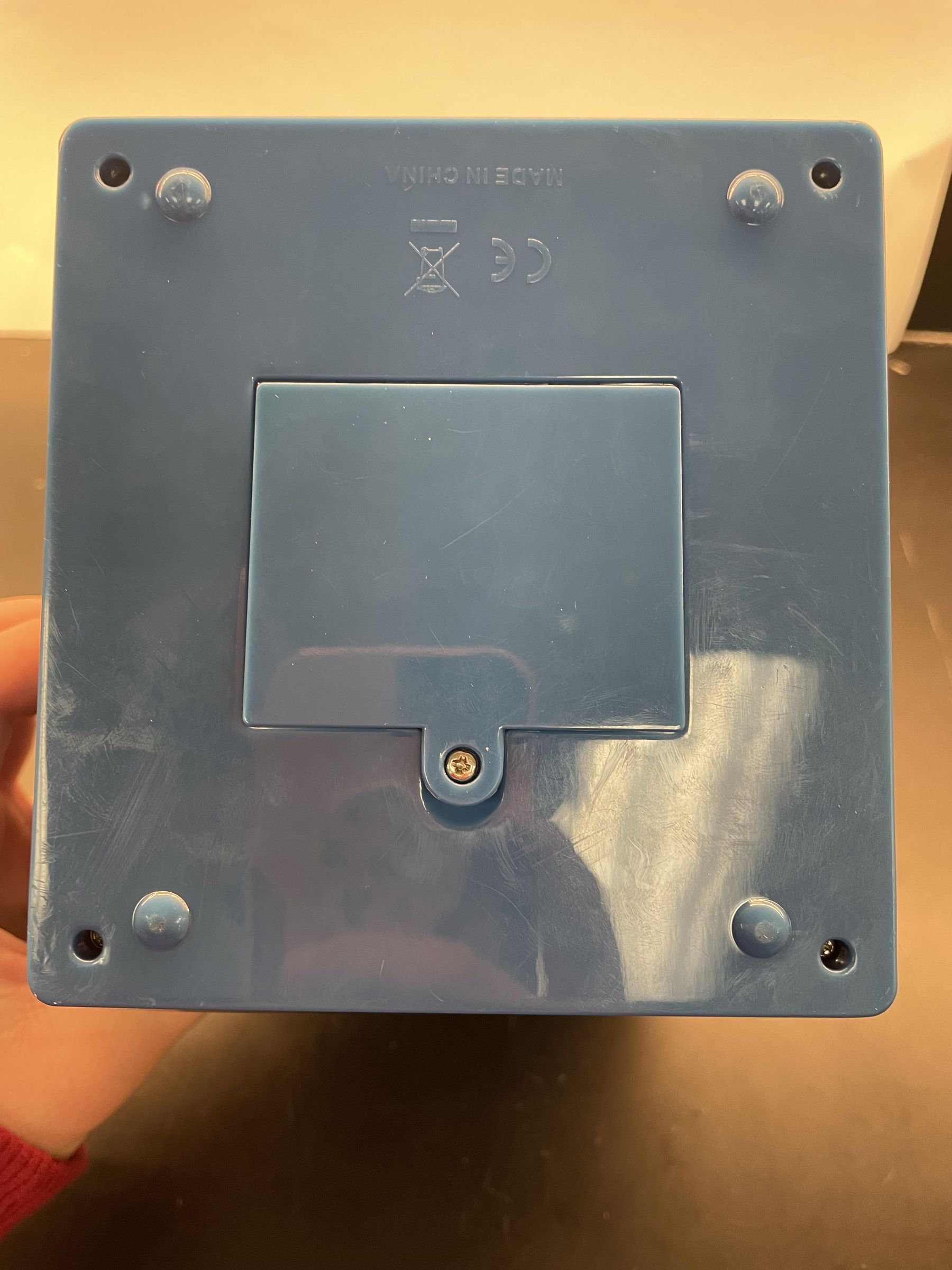 Safe Battery Holder - Instructables