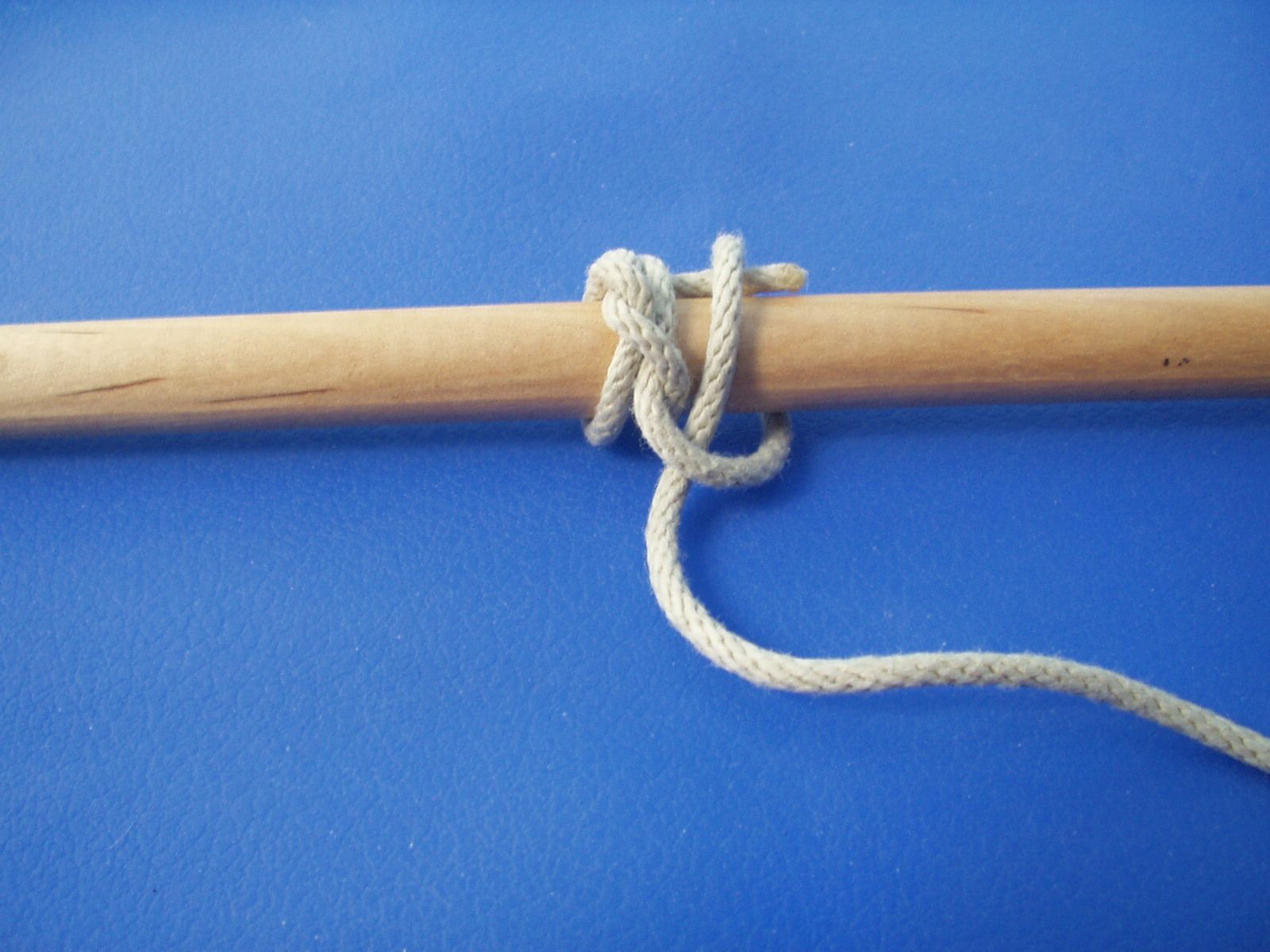 Half Hitching : 9 Steps (with Pictures) - Instructables