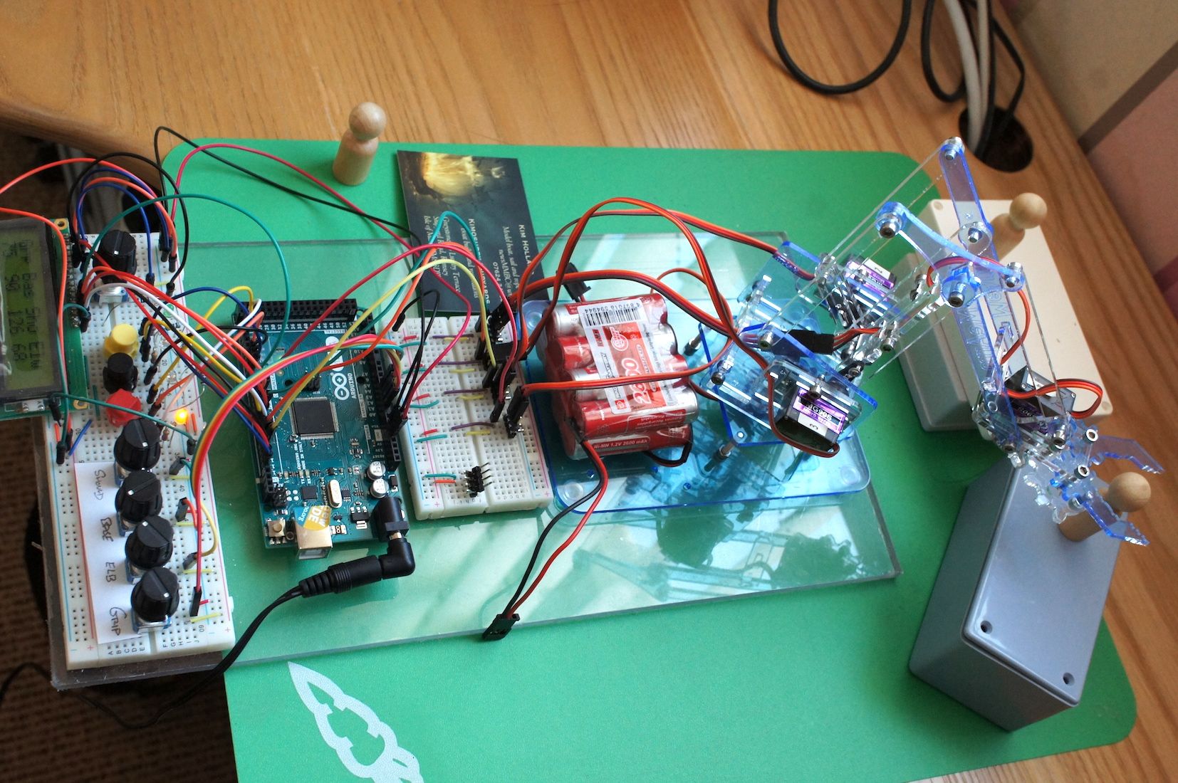 Programmed Robot Arm : 7 Steps (with Pictures) - Instructables