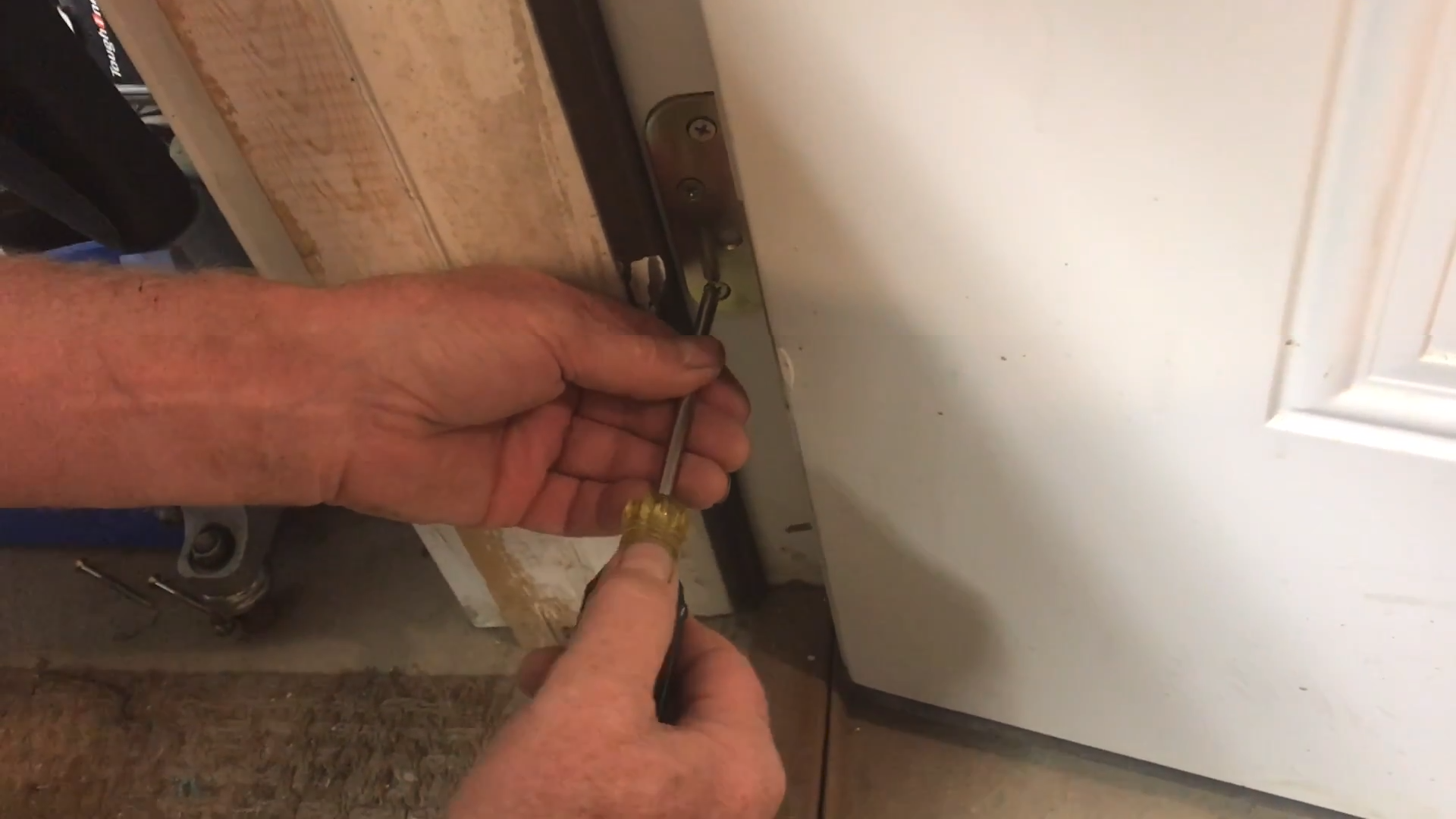 FIX That Door That Opens or Closes Itself - Instructables