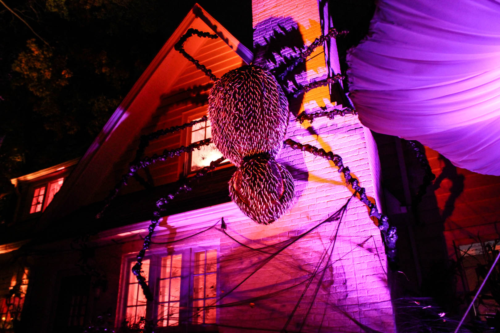 The Build of a Giant Spider : 7 Steps (with Pictures) - Instructables