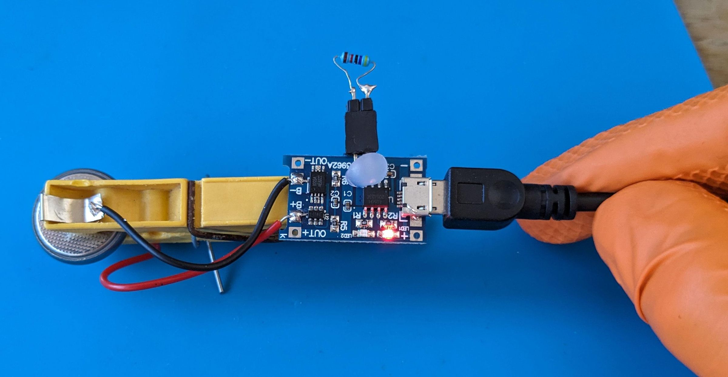 DIY Clothespin Coin Battery Charger - LIR2032 : 3 Steps - Instructables
