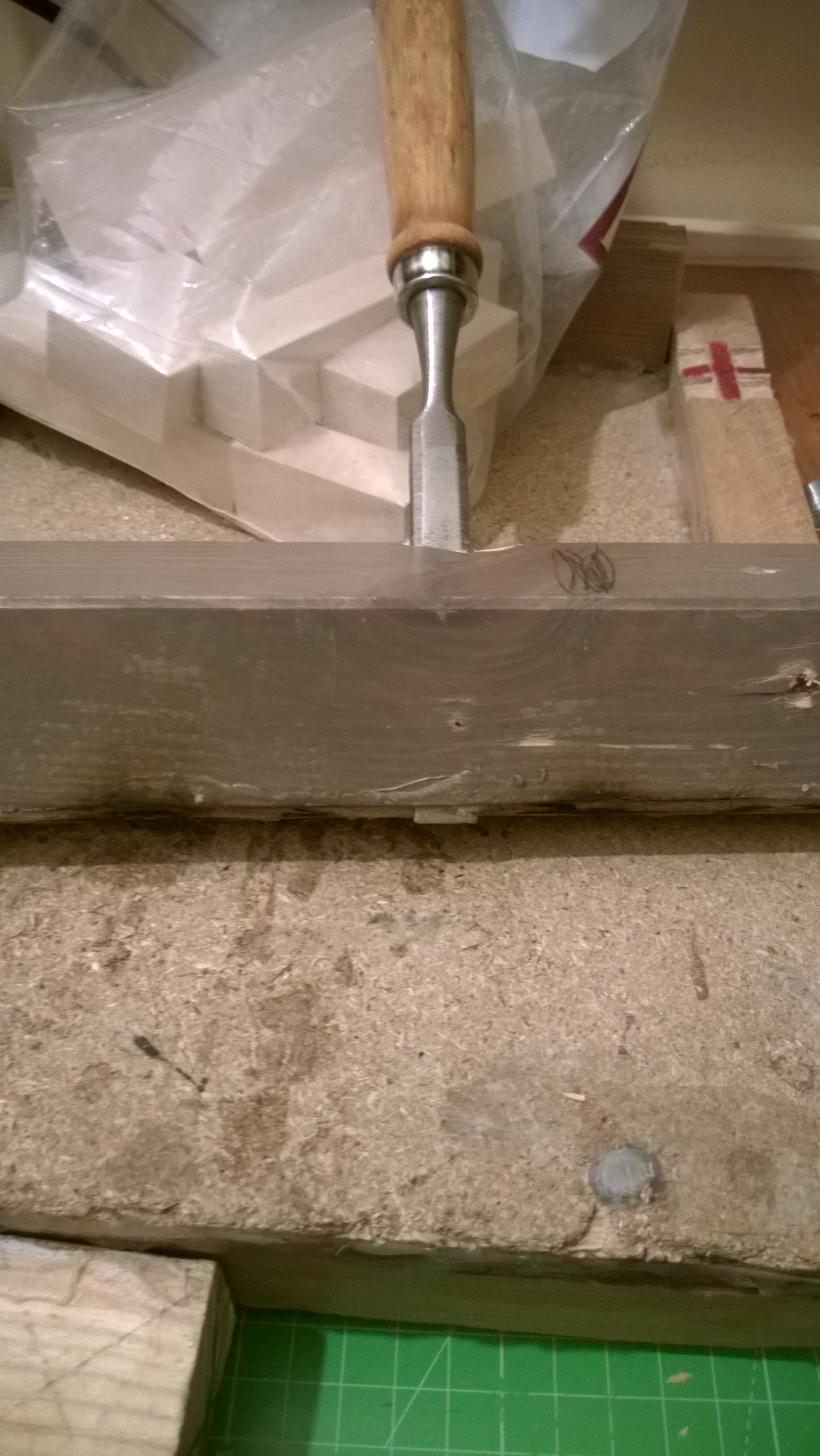 DIY, HAND ROUTER,OLD LADY,S TOOTH : 4 Steps (with Pictures) - Instructables