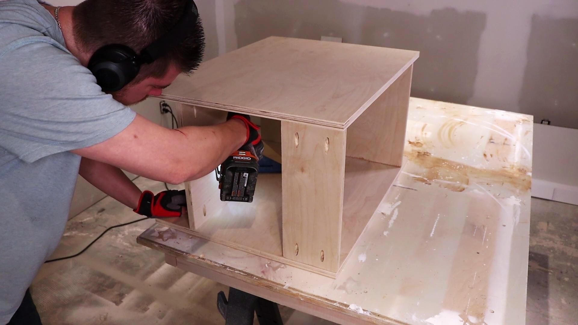 DIY Computer Desk | Cable Management, Storage, LED's : 13 Steps (with ...