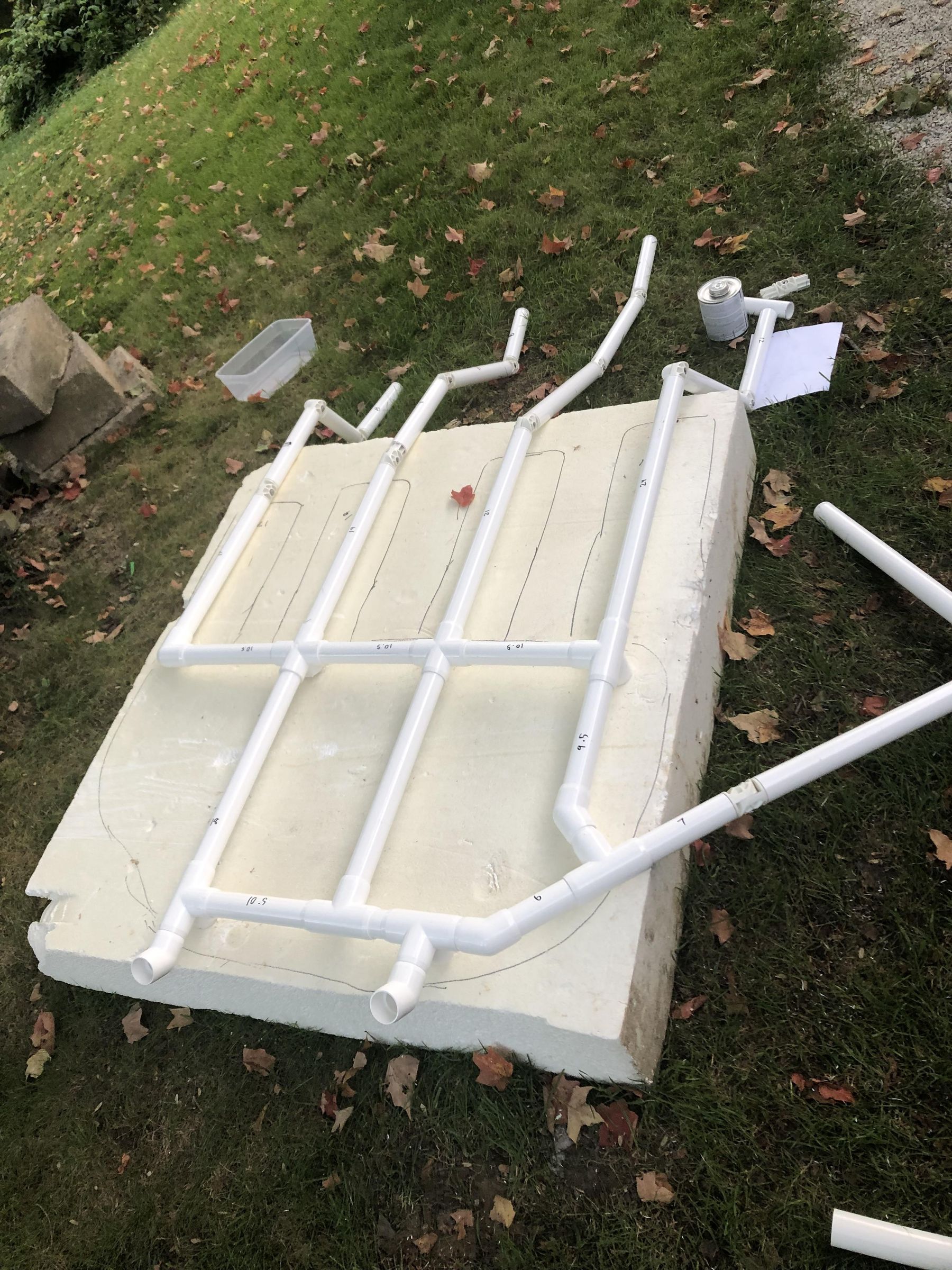 Over Sized Skeleton Breaking Out of My Home : 11 Steps (with Pictures ...