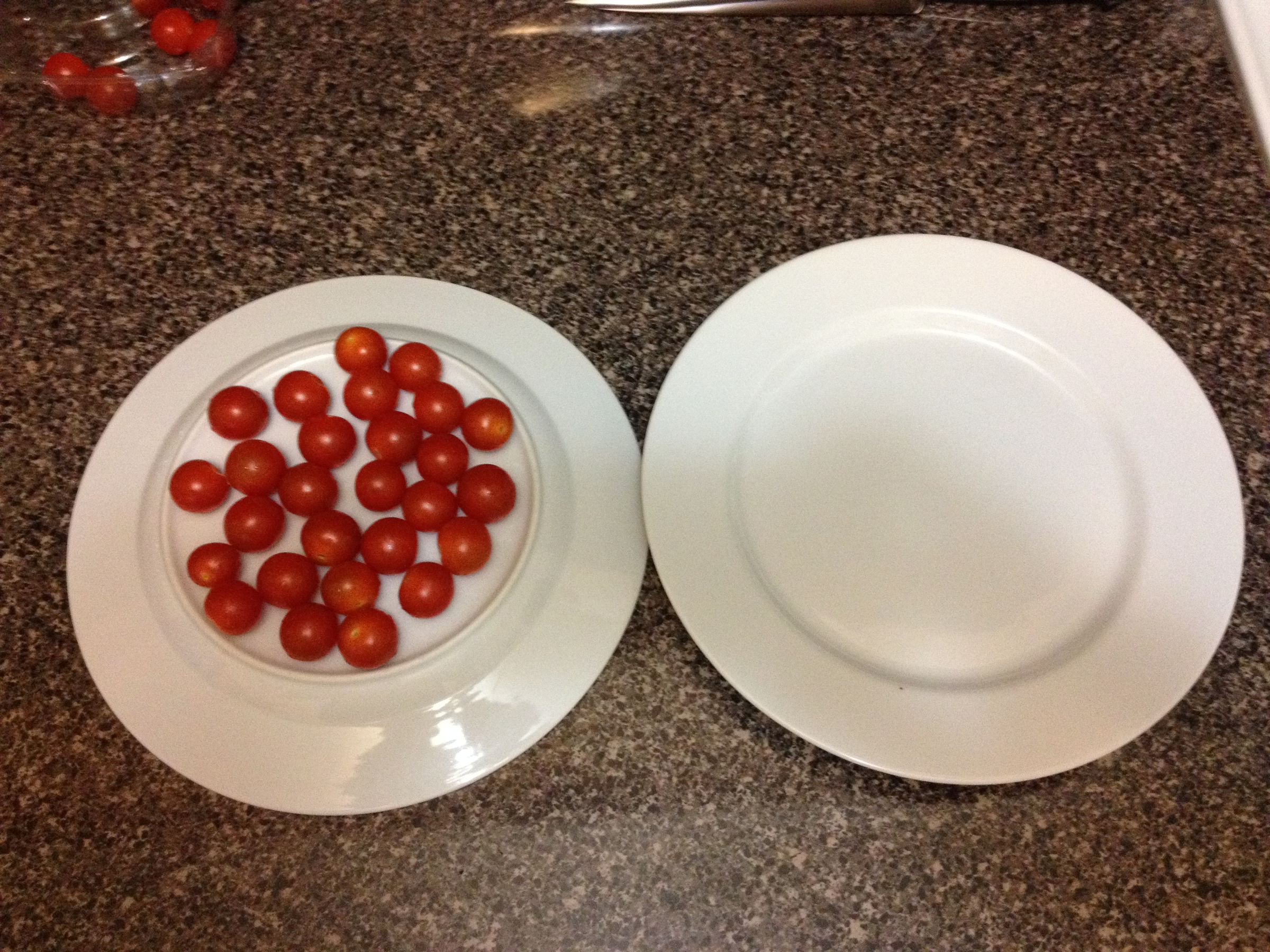 Cut a Pint of Cherry Tomatoes in 3 Seconds! : 6 Steps - Instructables