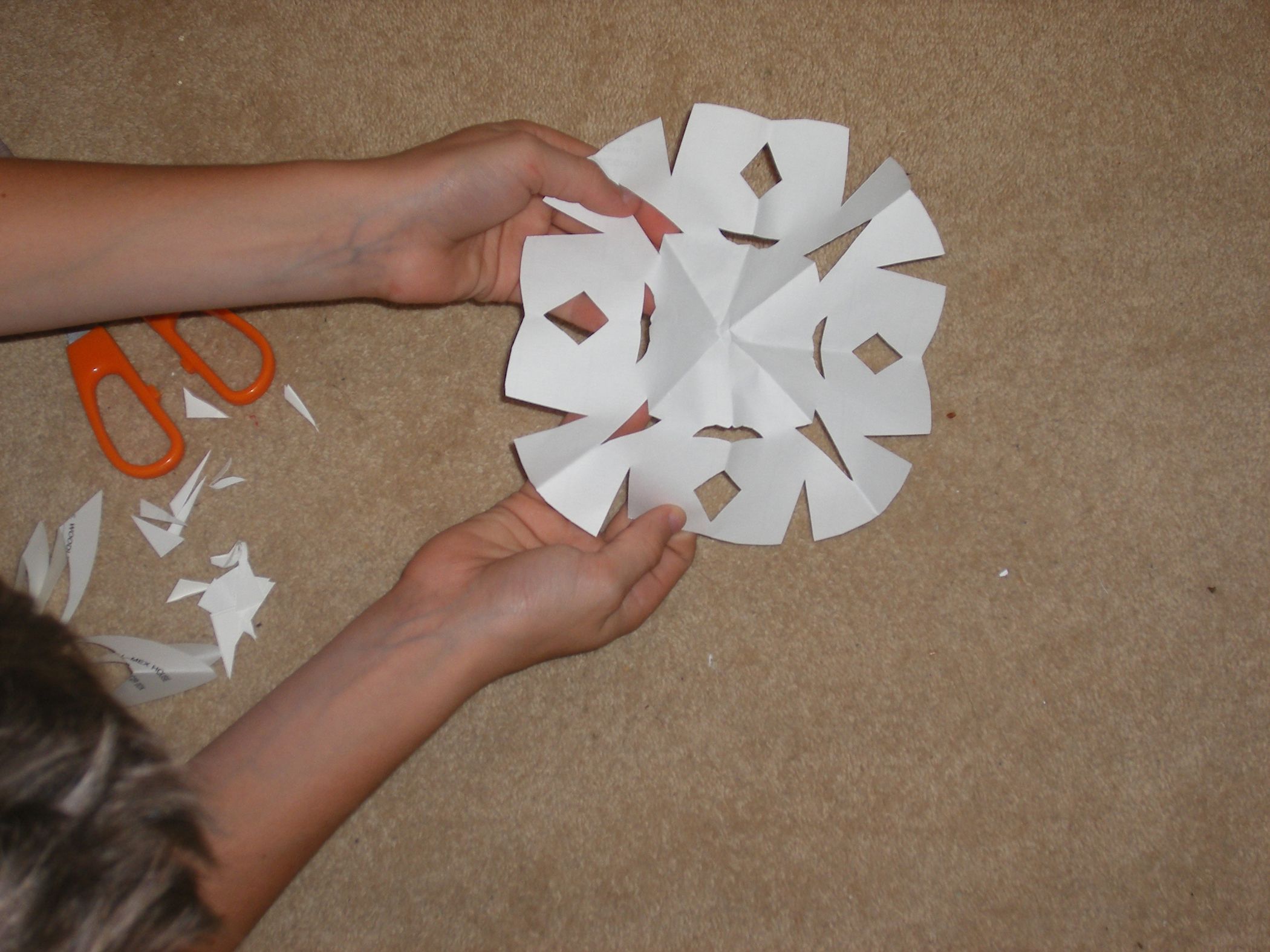 How to Make a Snowflake : 7 Steps - Instructables