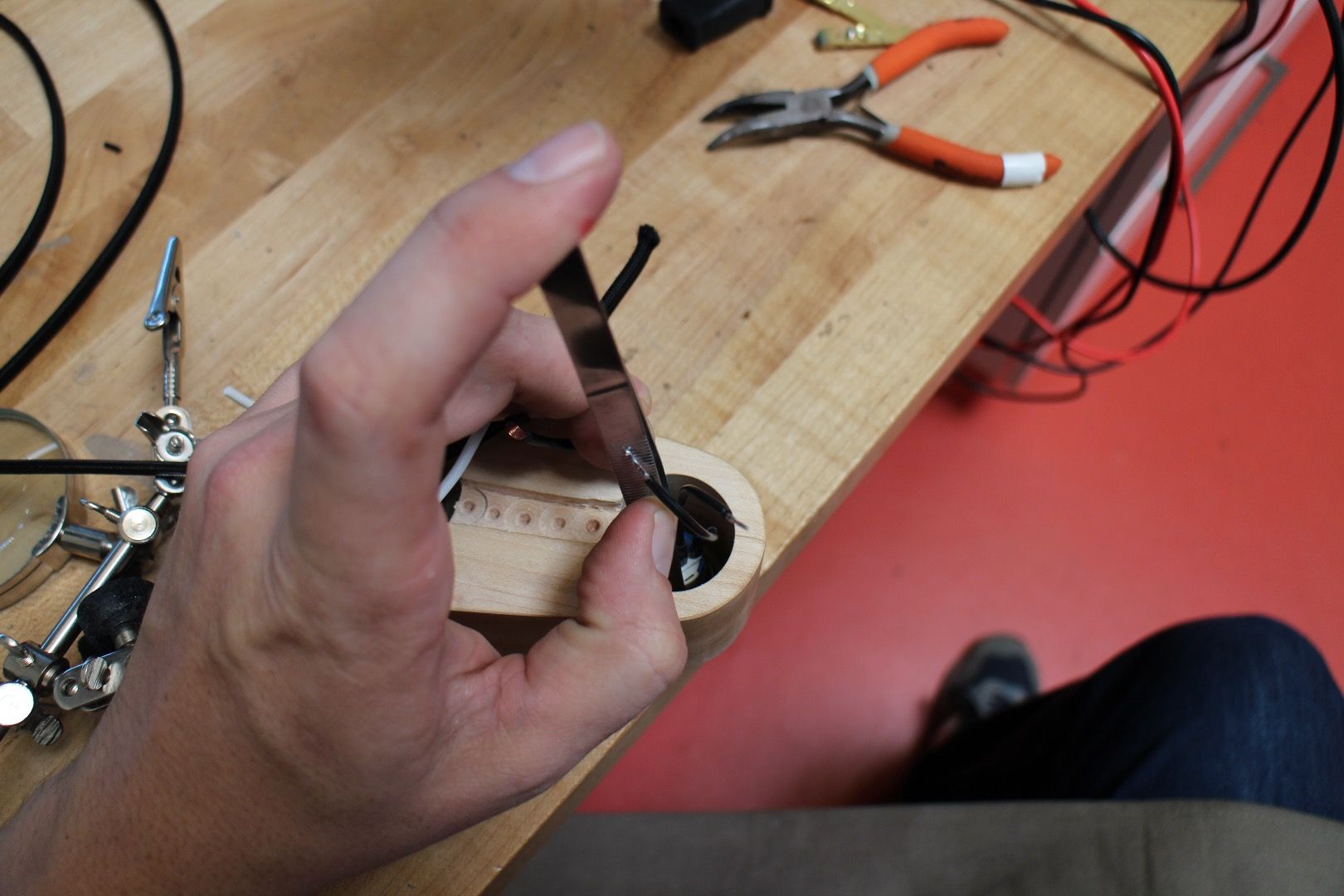 Edison Lamp in 3 Hours : 7 Steps (with Pictures) - Instructables