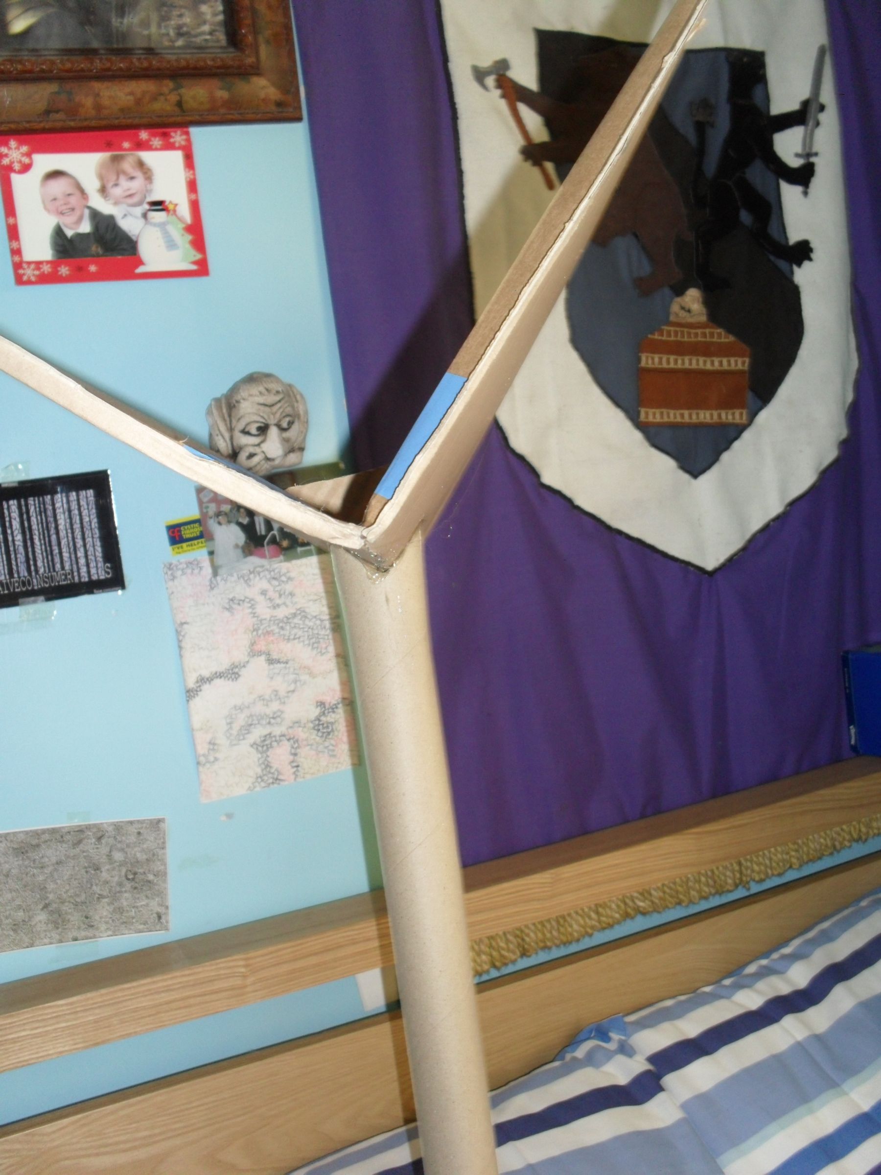 Cardboard Props: How to Make a Builders Hod : 7 Steps - Instructables