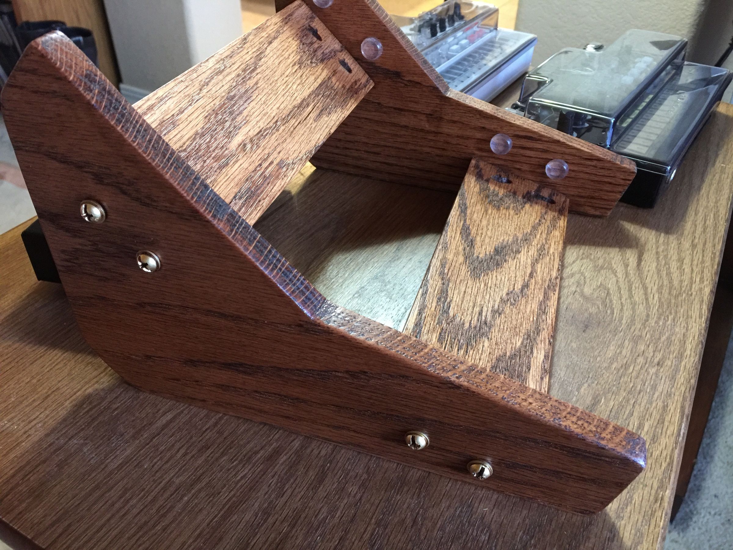 Dual Korg Volca Stand : 4 Steps (with Pictures) - Instructables