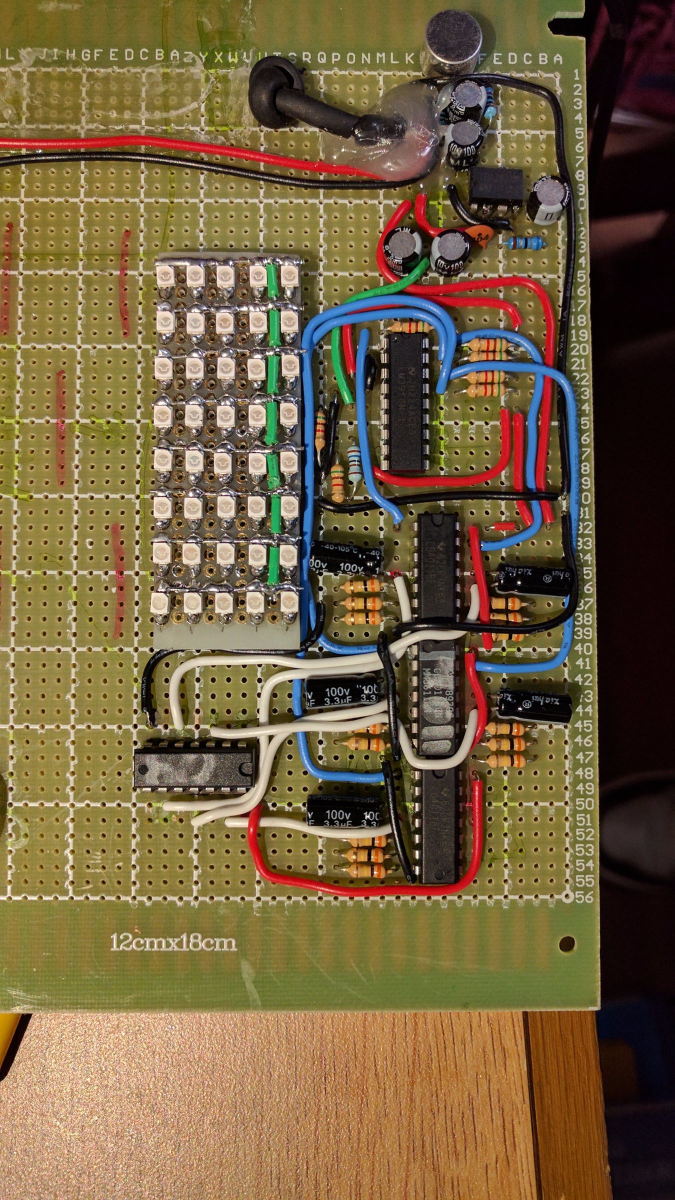 LED Audio Waveform Display (100% Code Free!!1) : 10 Steps (with ...