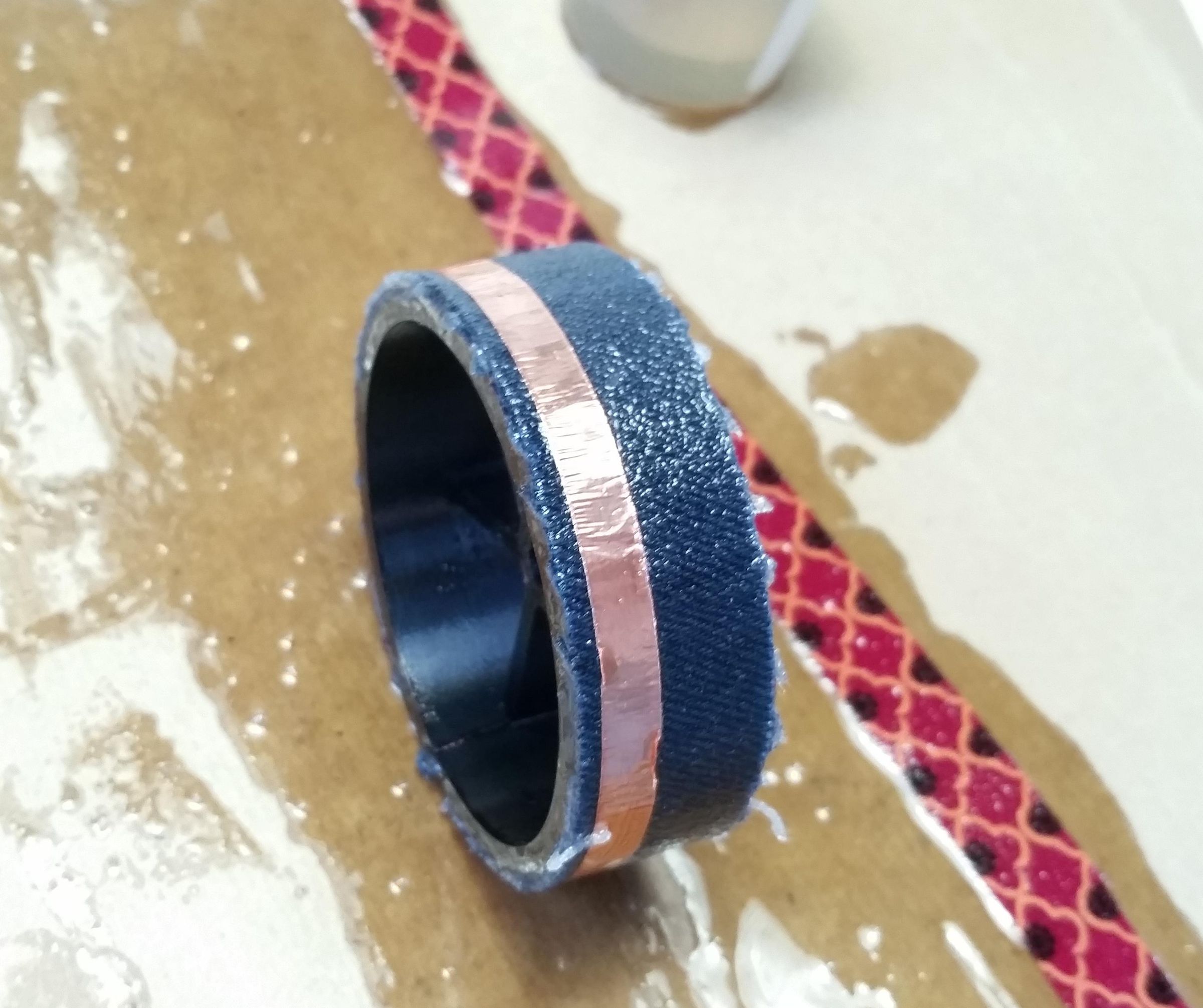 Make a Bangle Out of Fabric Scraps and Resin : 12 Steps (with Pictures ...