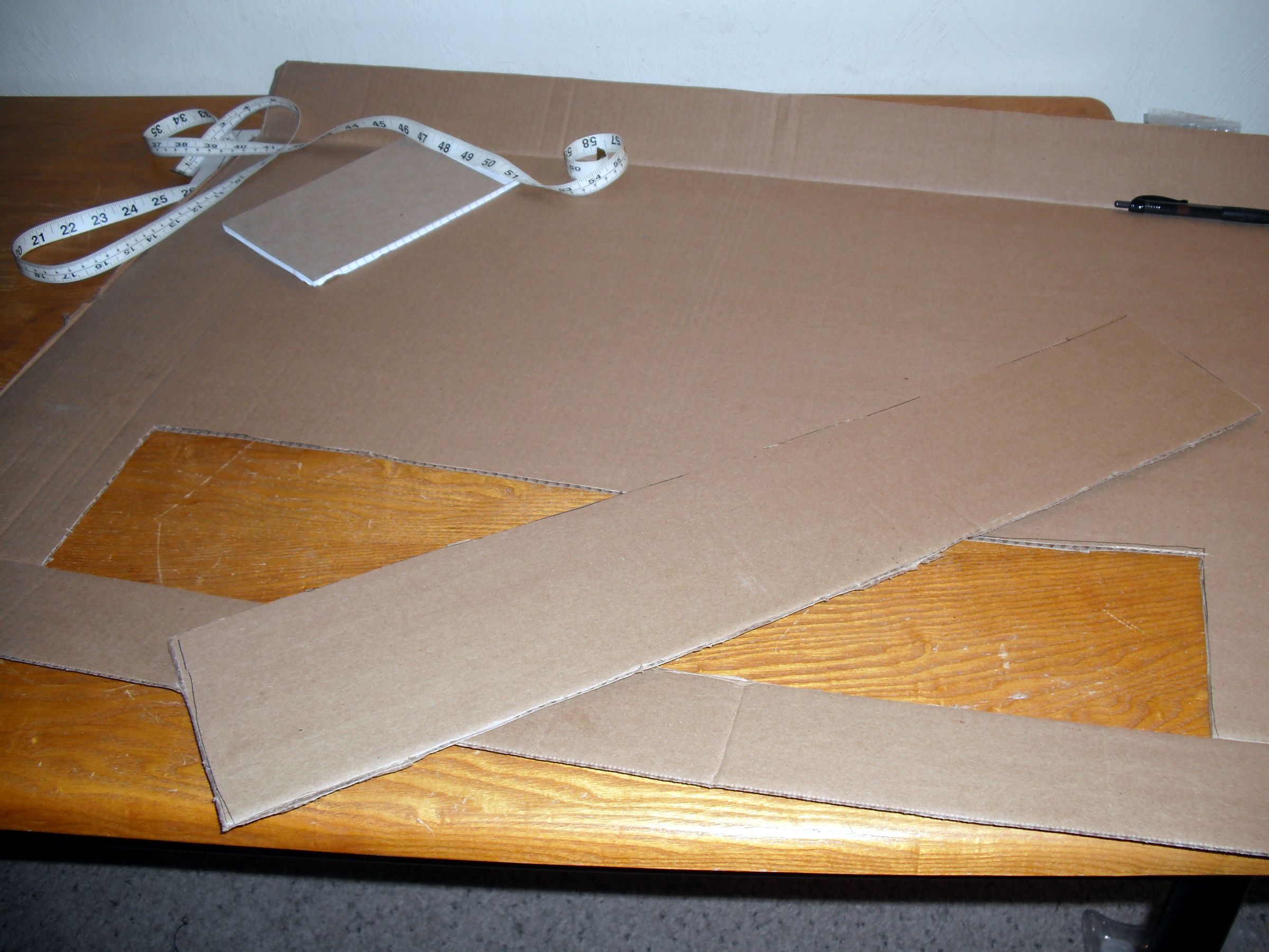 D.i.y. Cardboard Shelf : 11 Steps - Instructables