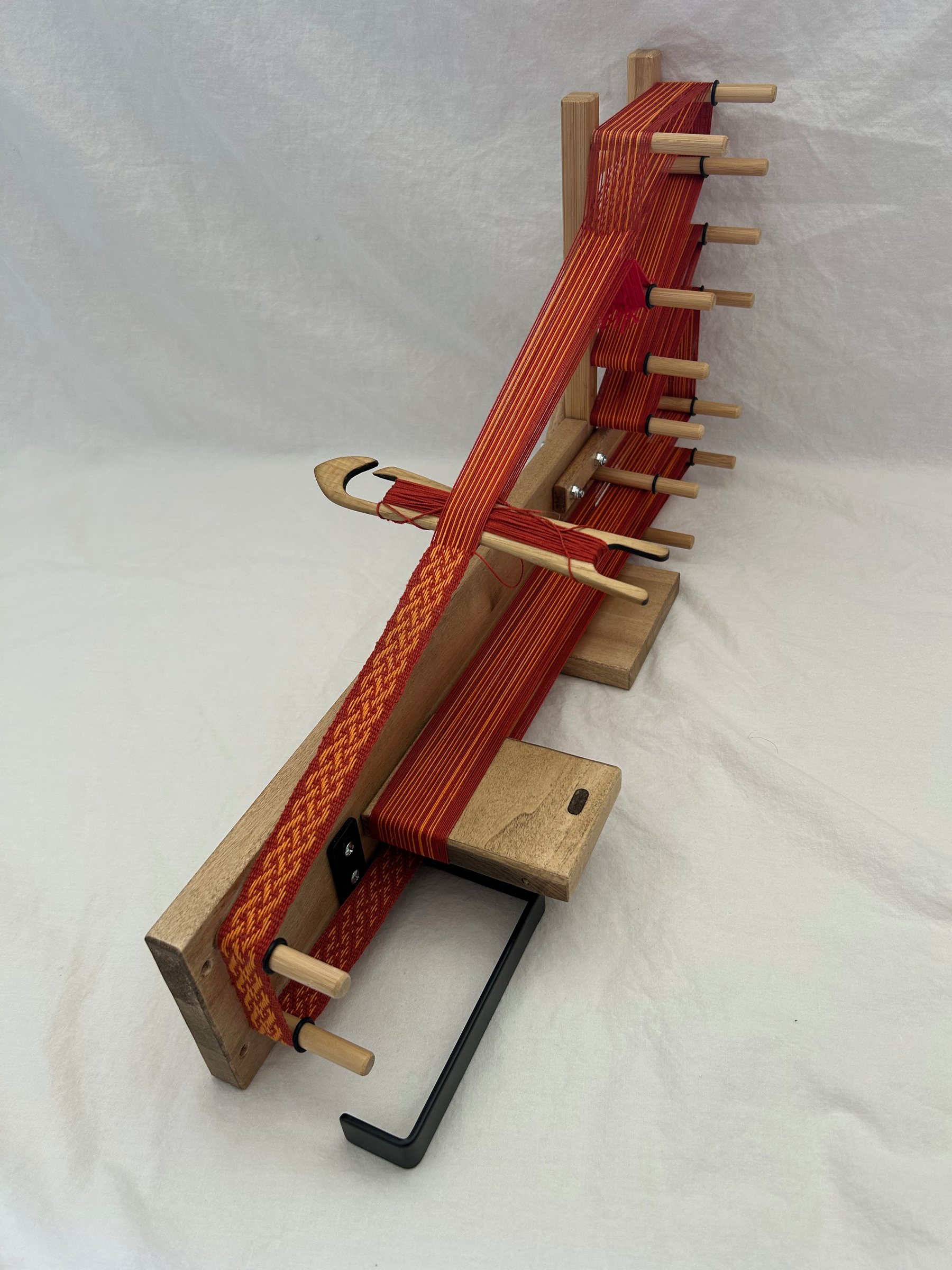 DIY Inkle Loom From IKEA Parts : 8 Steps (with Pictures) - Instructables