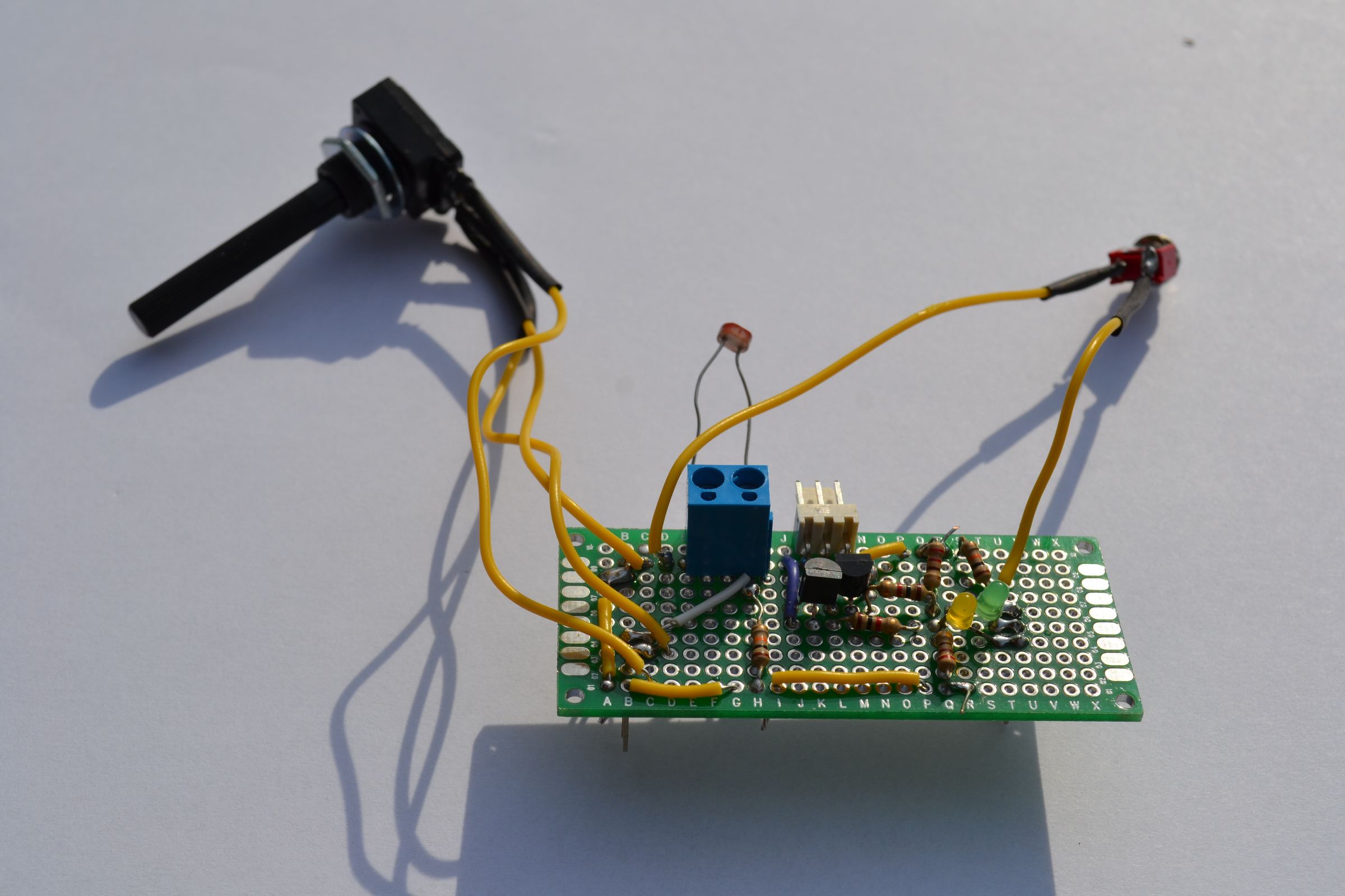 Laser Triggered High Speed Photography (for $5 +arduino) : 6 Steps - Instructables