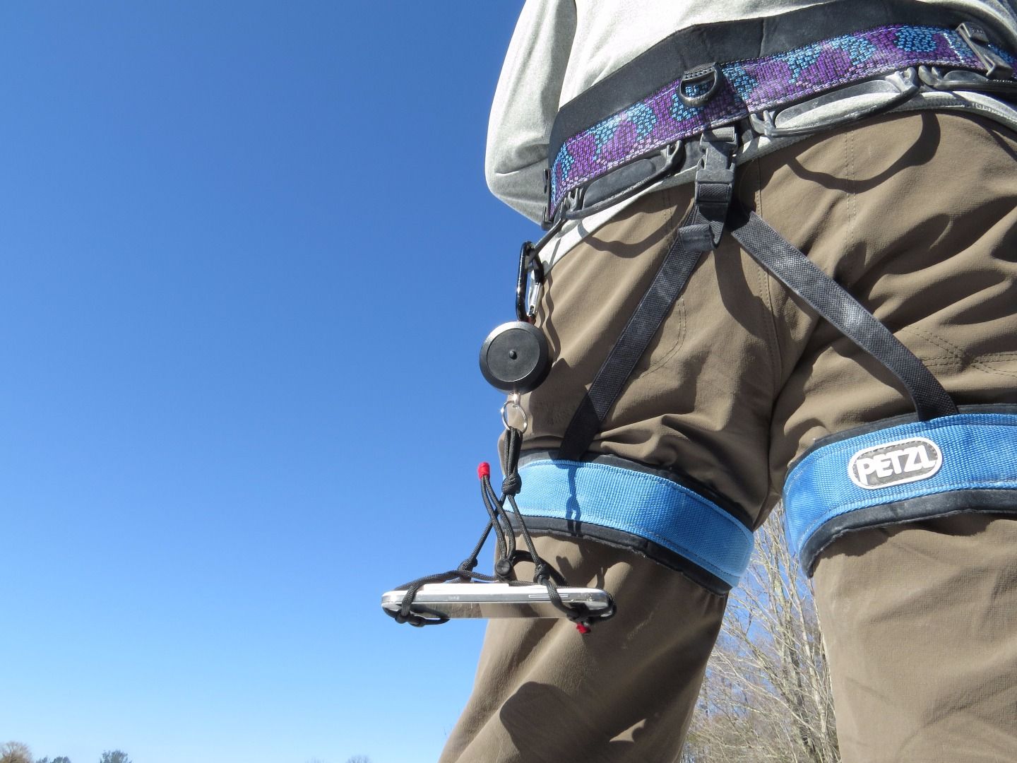 RockMate-The Rock Climbing Phone Holster : 5 Steps (with Pictures ...