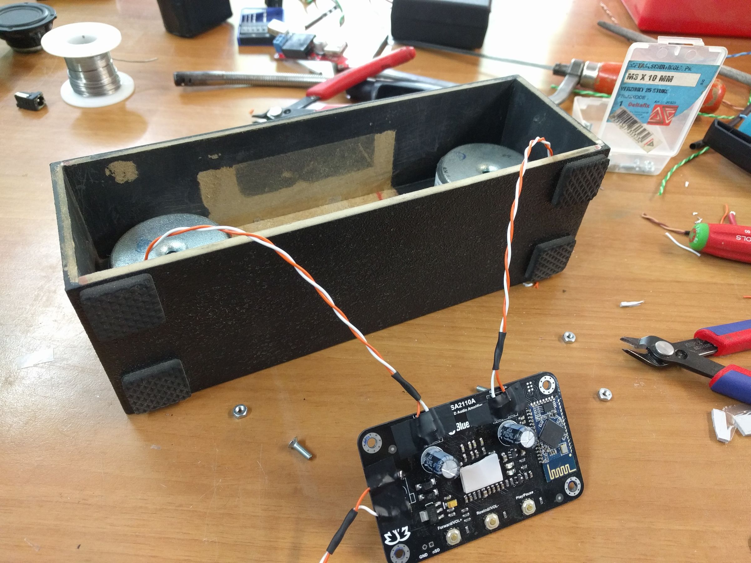 Building a Mini Bluetooth Speaker (with Powerfull and Clean Sound) : 9 ...
