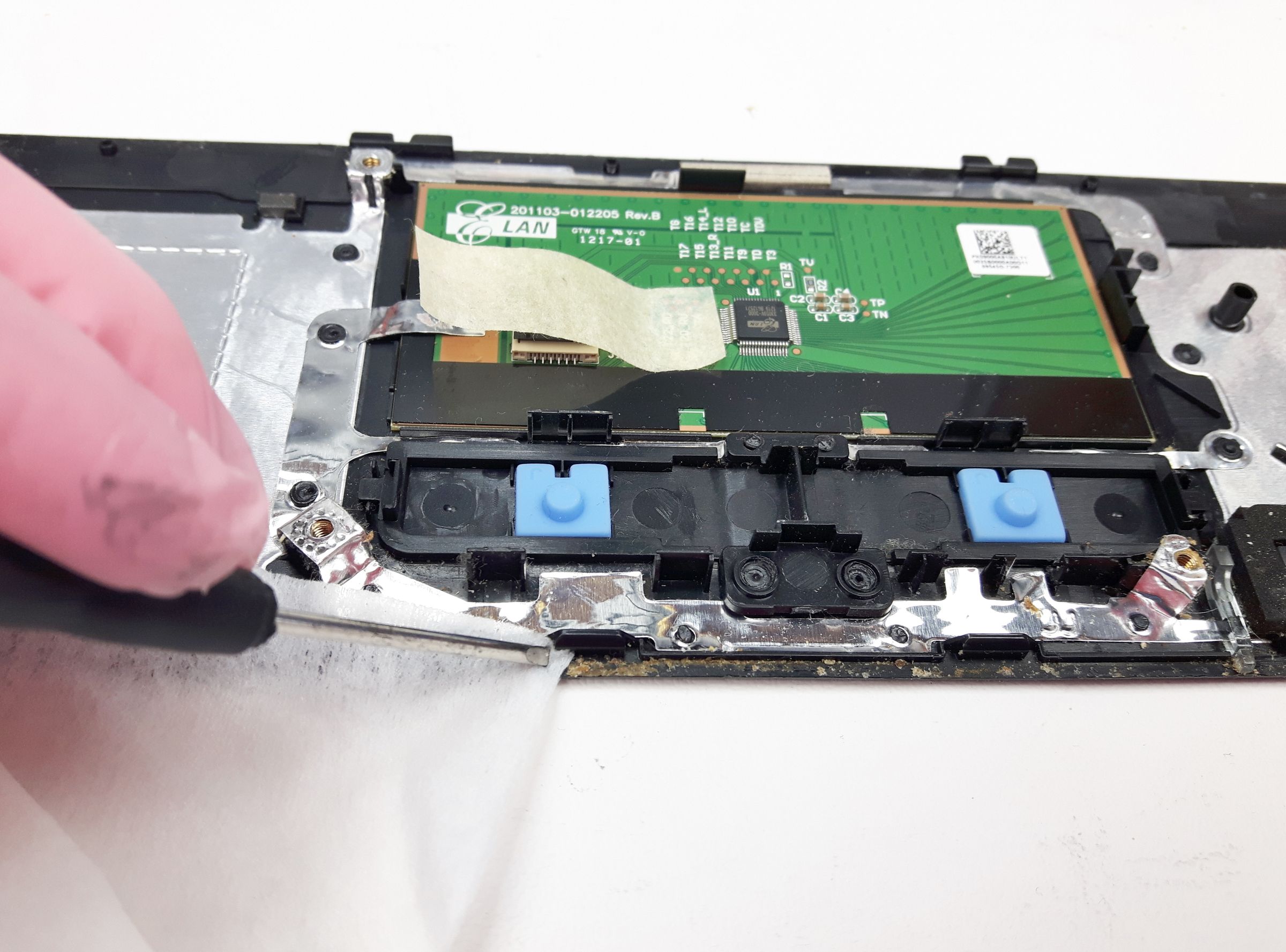 Laptop Deep Clean + Hinge Replacement : 11 Steps (with Pictures ...