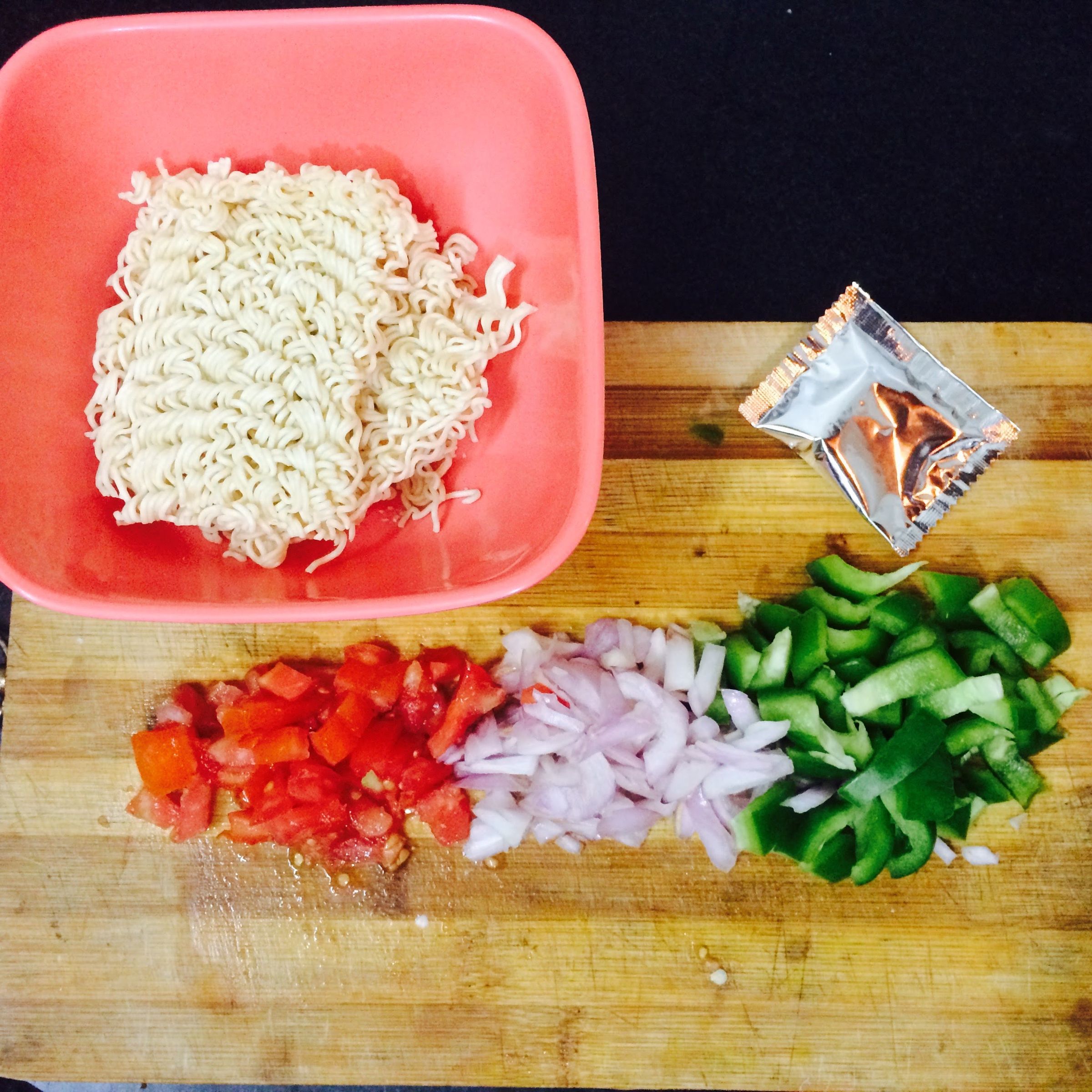 Yummy Veg Loaded Maggie : 6 Steps (with Pictures) - Instructables