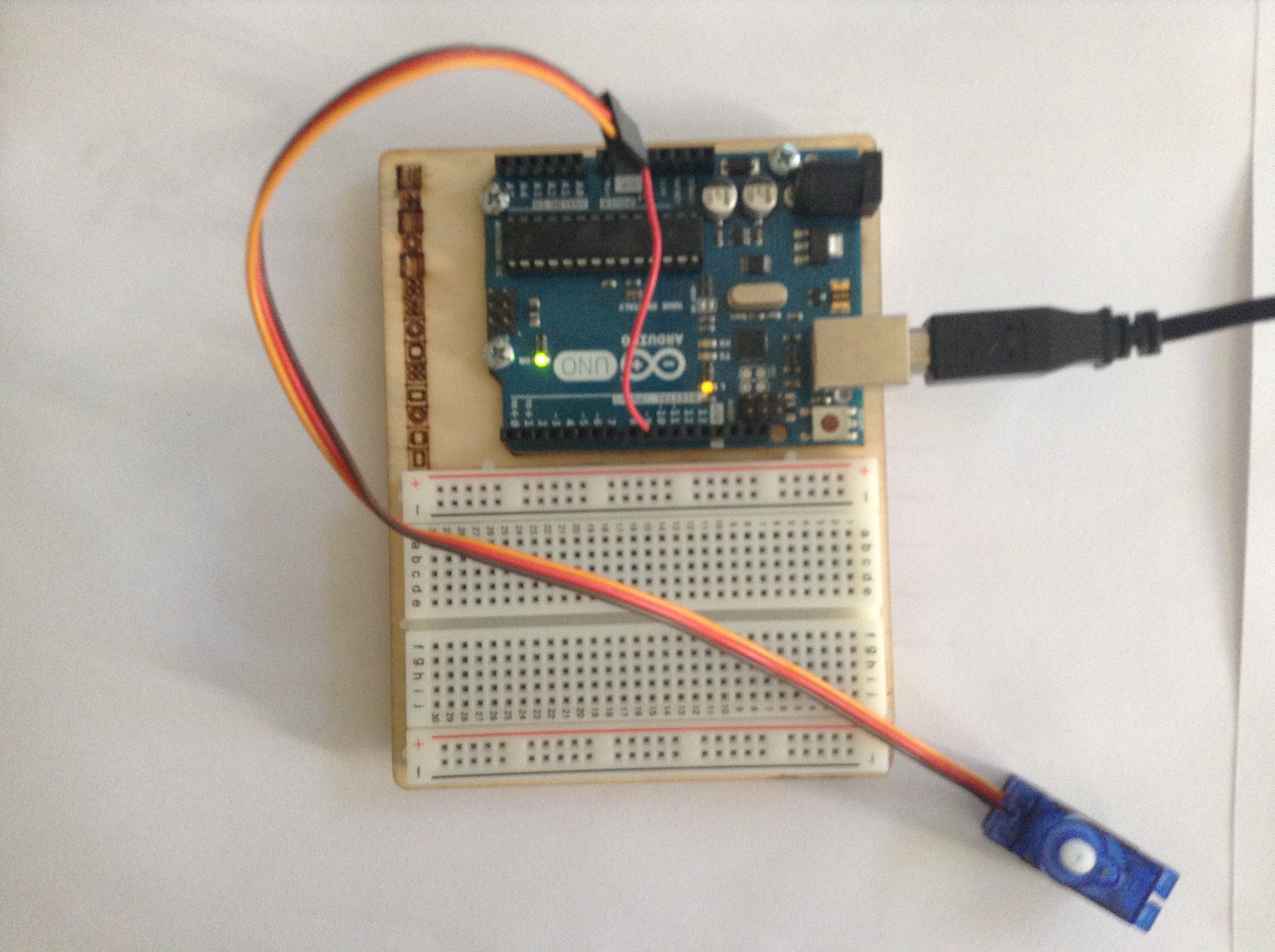 How to Use an Arduino : 5 Steps (with Pictures) - Instructables