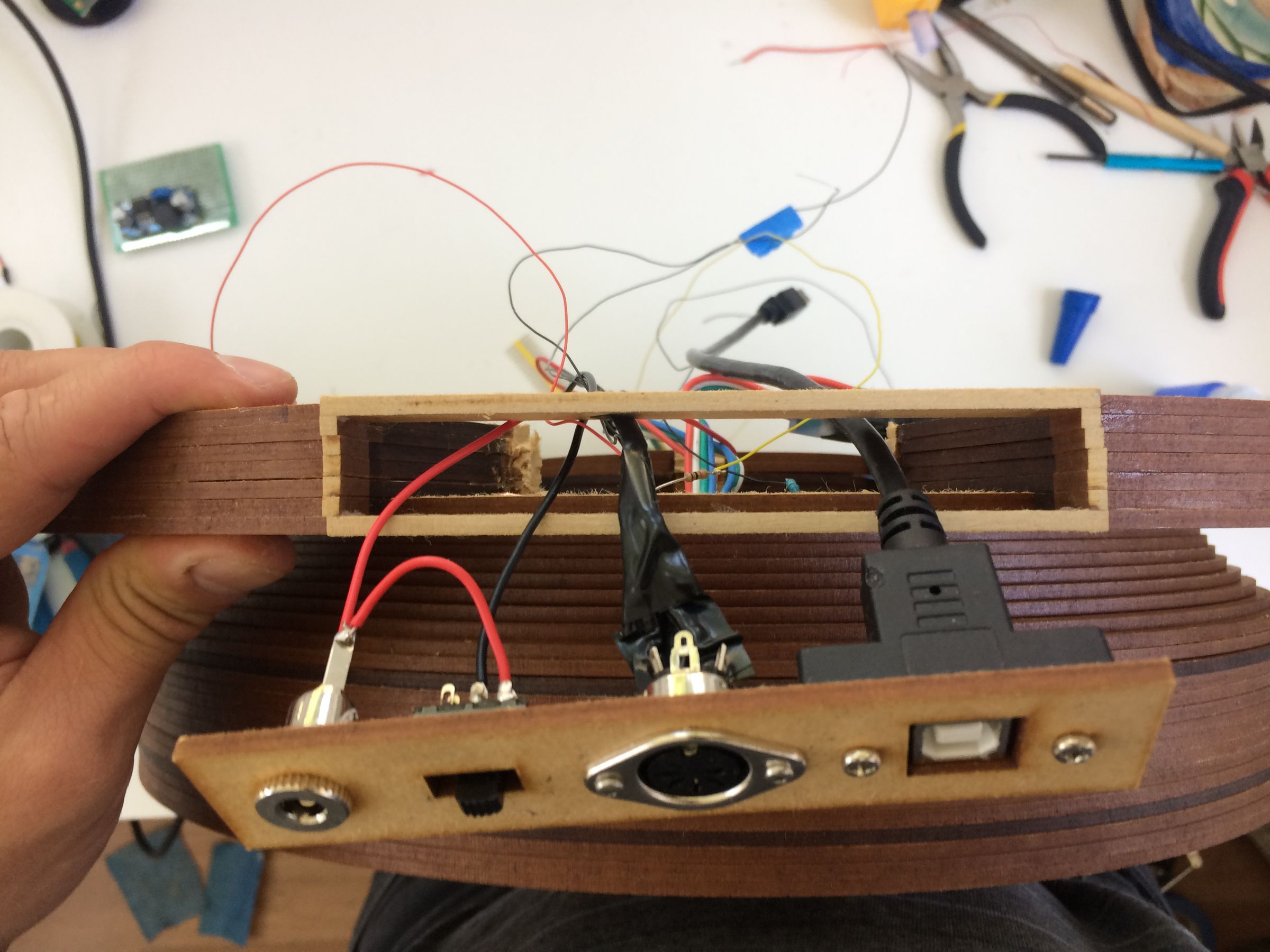 LED Eclipse With Touch Sensors and MIDI : 9 Steps (with Pictures ...