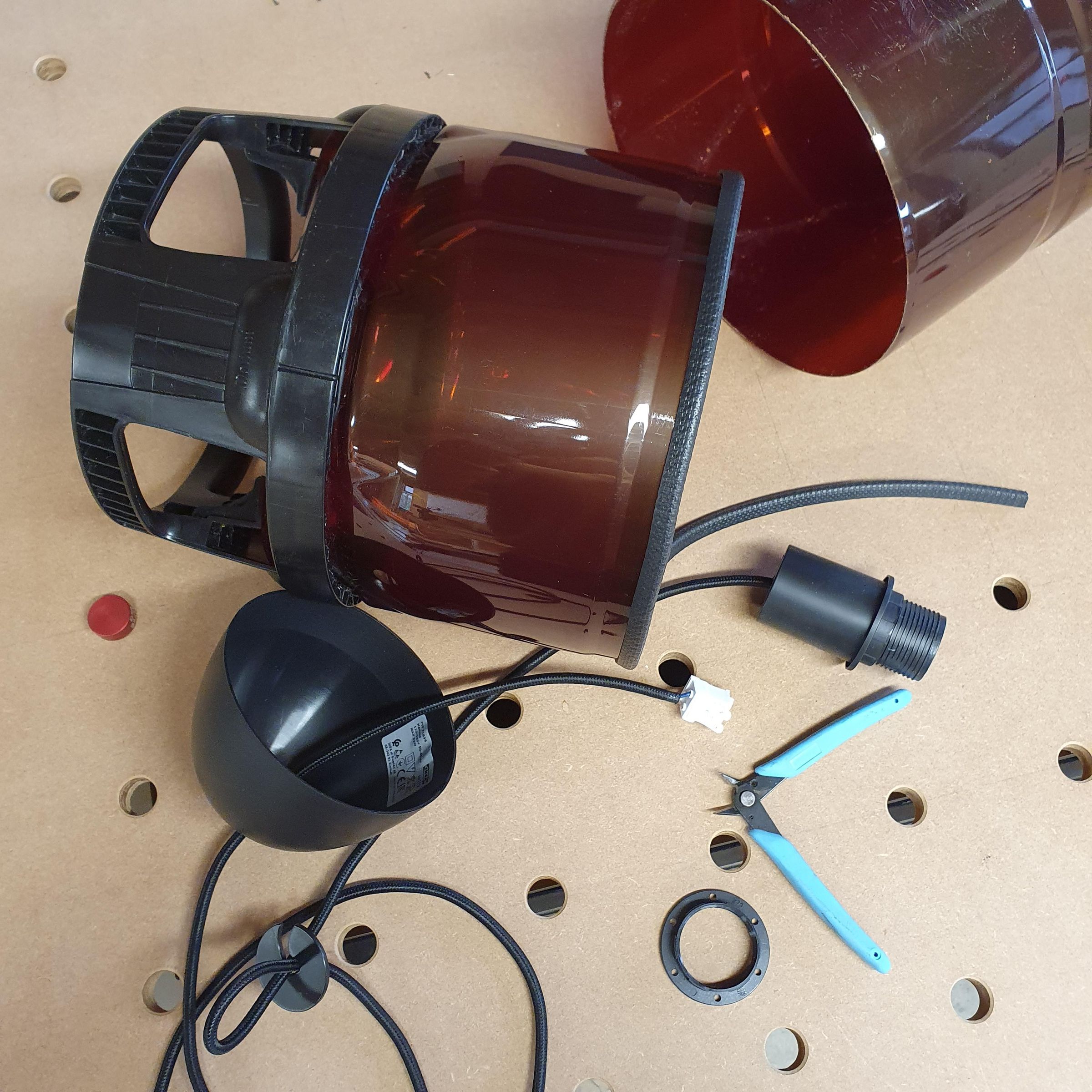 DIY Plastic Beer Keg Lamp : 5 Steps (with Pictures) - Instructables