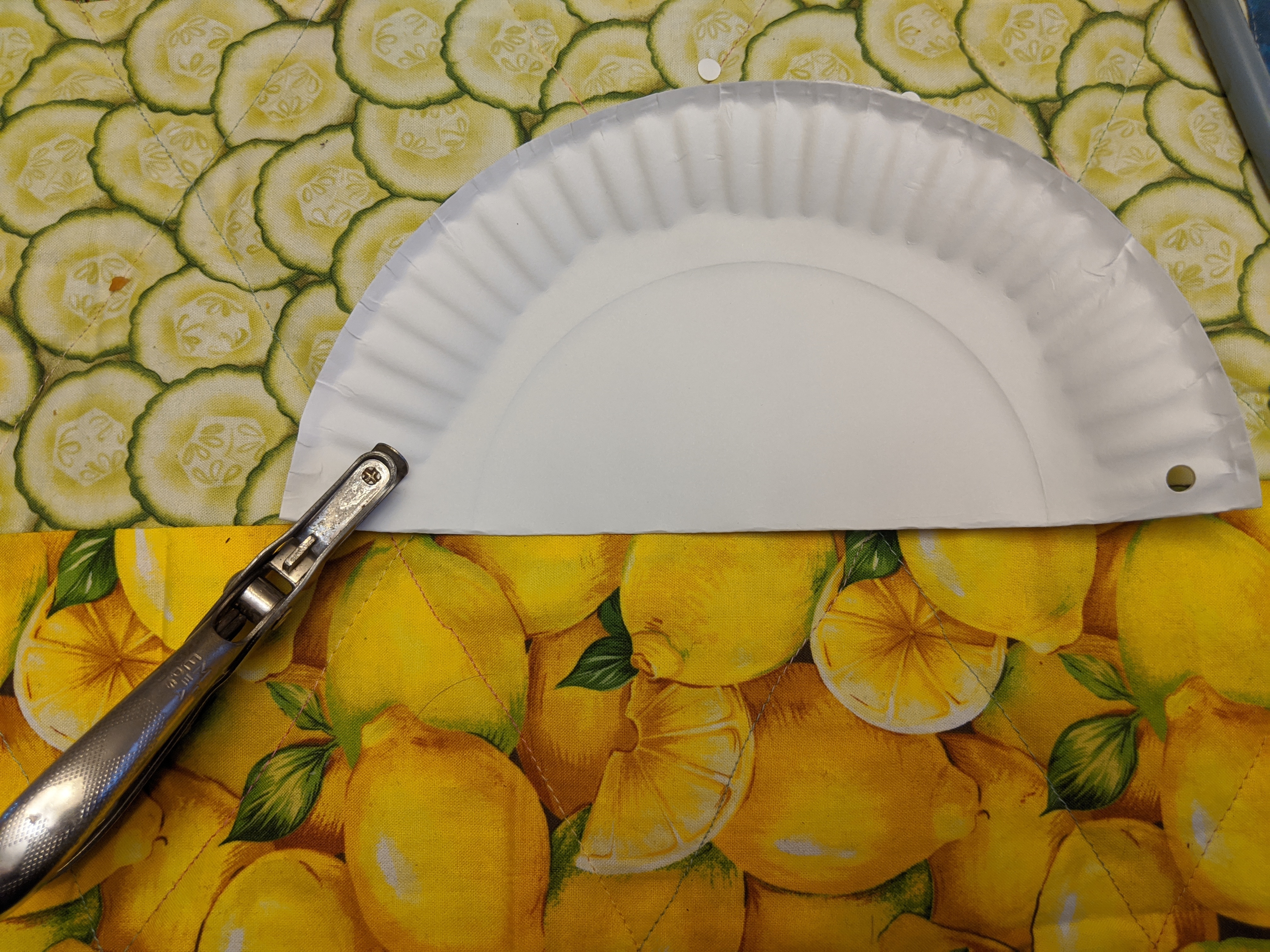 Clara Barton Nurse Caps : 12 Steps - Instructables