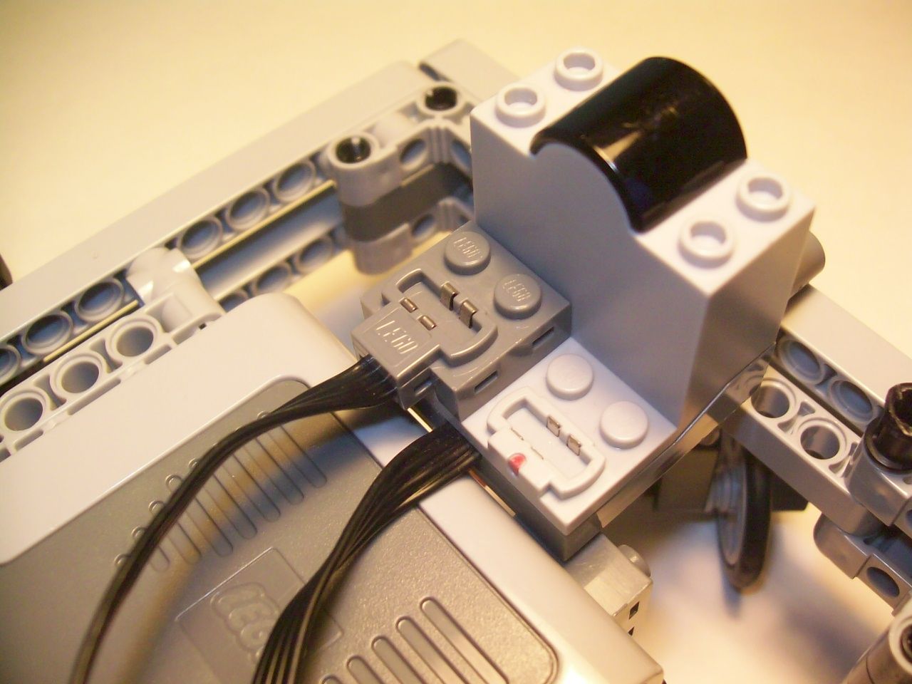 Lego Power Functions Vehicle (With Video) : 10 Steps - Instructables