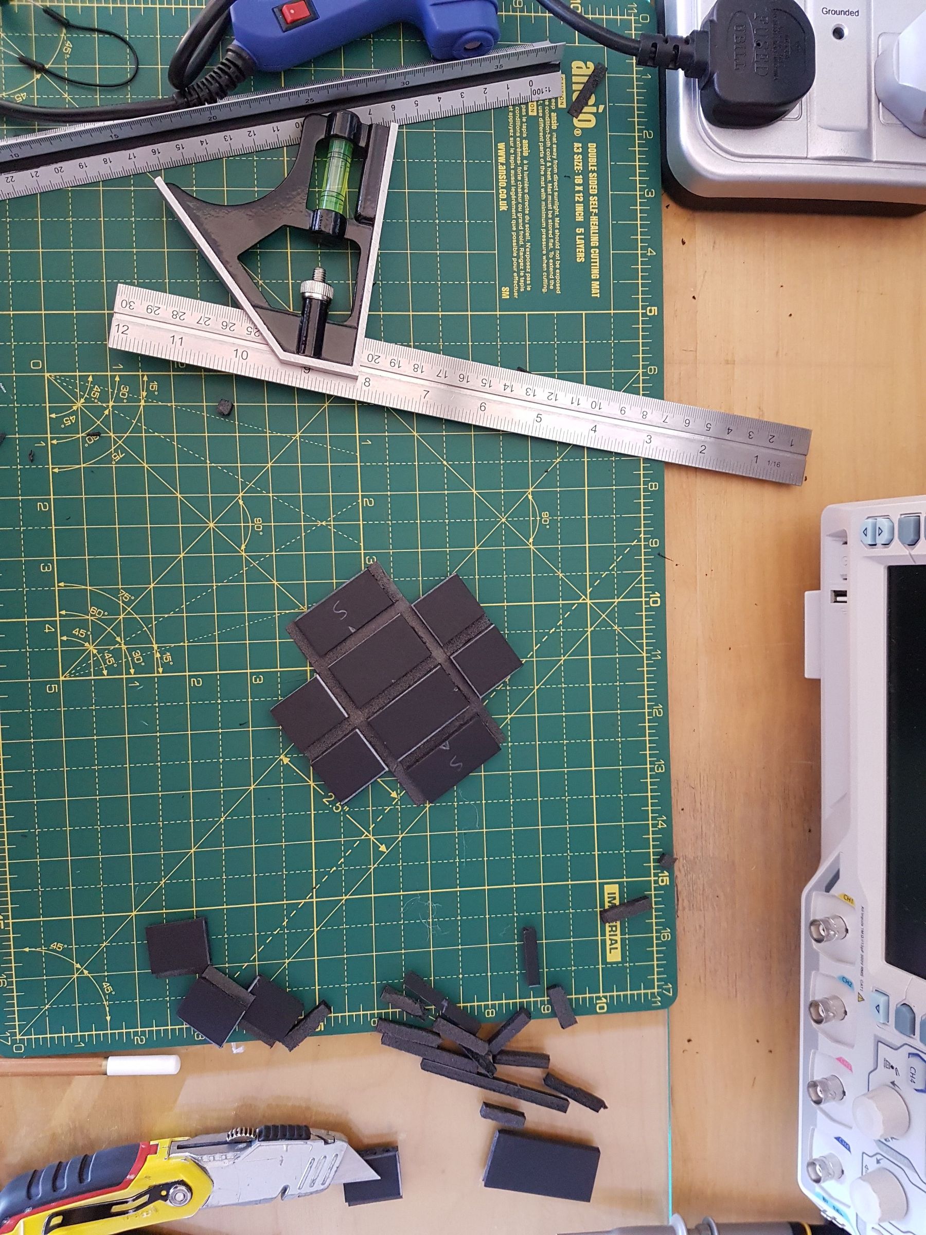 Foam Board Tools and a Quick Foam Board Box : 16 Steps (with Pictures ...