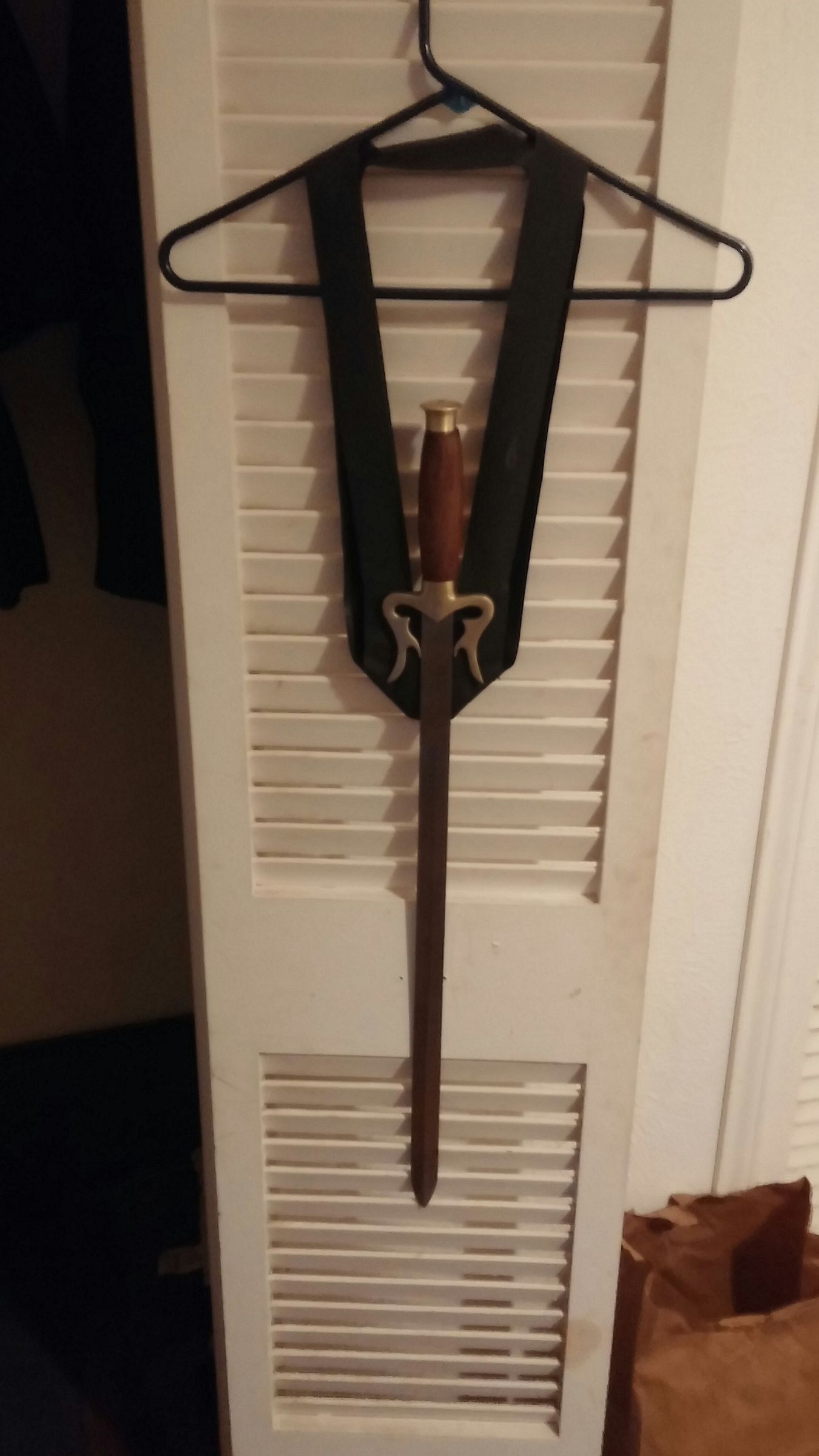 The Invisible Magic Sword Sheath : 4 Steps - Instructables