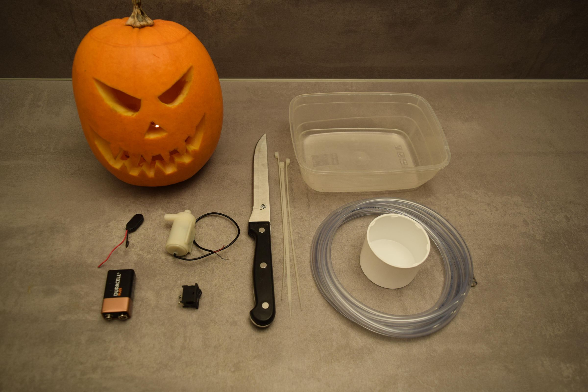 Bleeding Pumpkin : 5 Steps (with Pictures) - Instructables