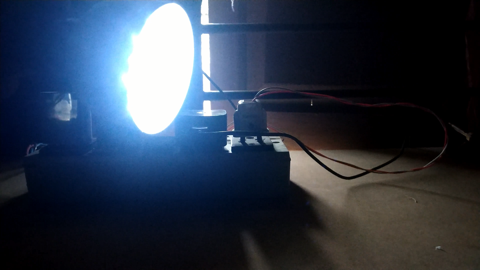 Convert Your Old CFL Lamp to LED Lamp : 10 Steps - Instructables