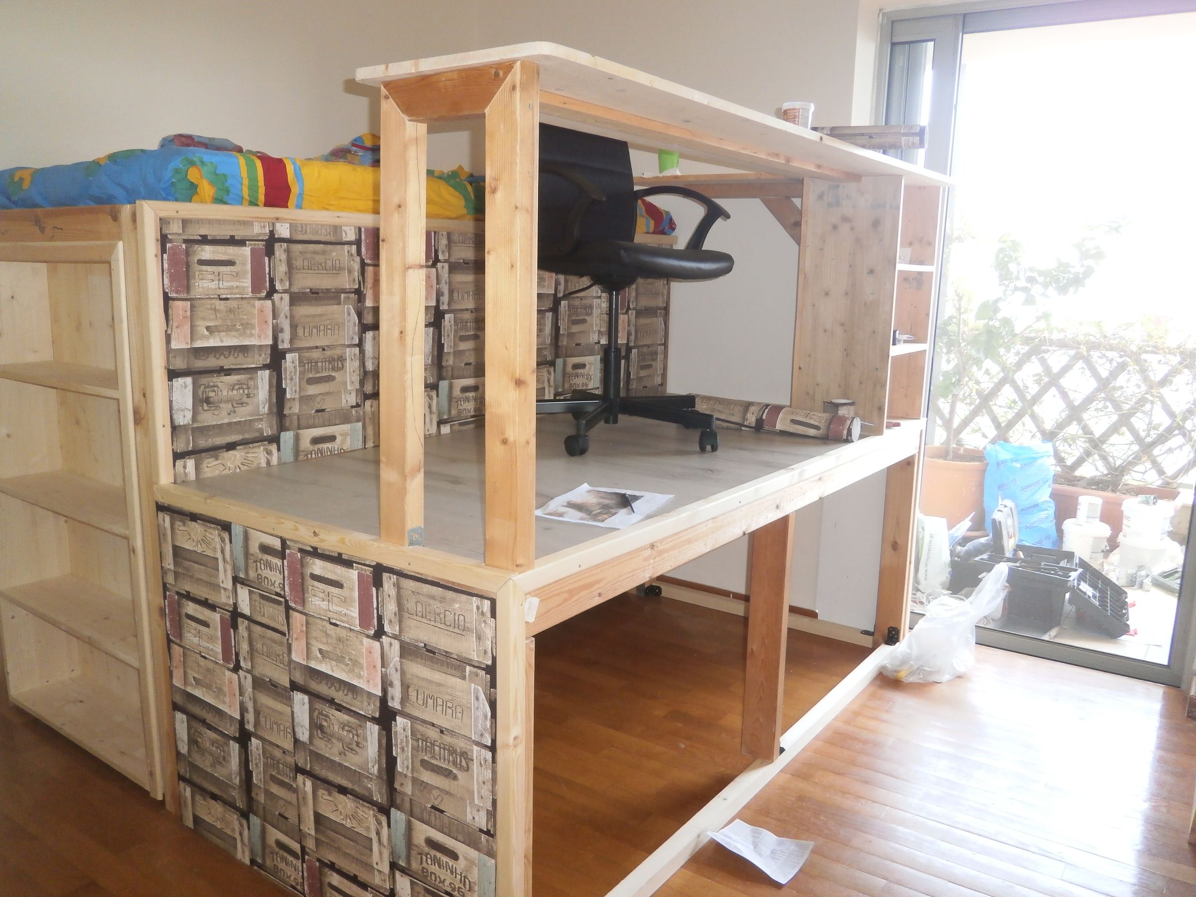 Elevated Corner Desk With Storage Area Beneath : 3 Steps (with Pictures ...